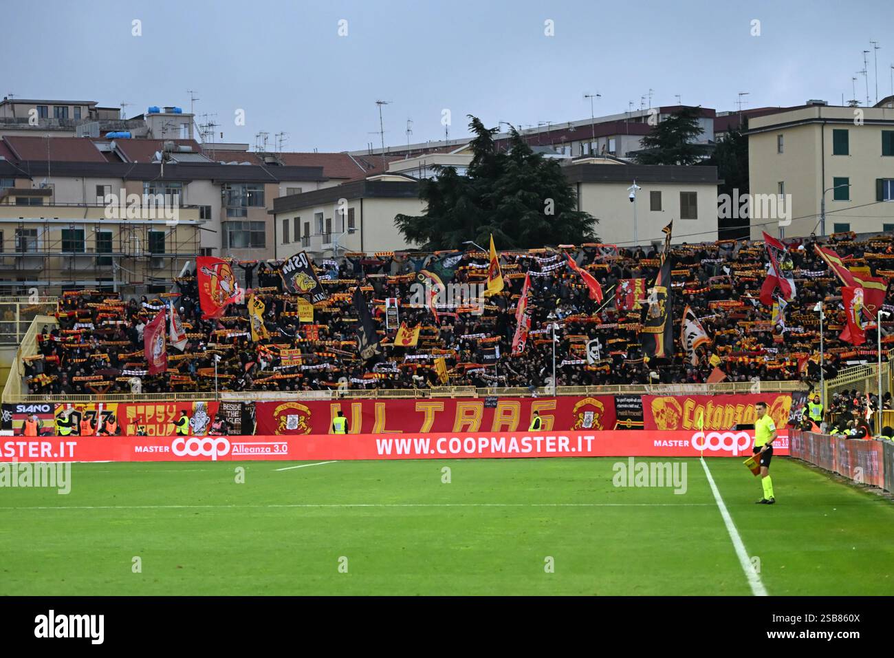 Catanzaro, Italy. 01st Feb, 2025. Catanzaro fan's during Catanzaro vs ...