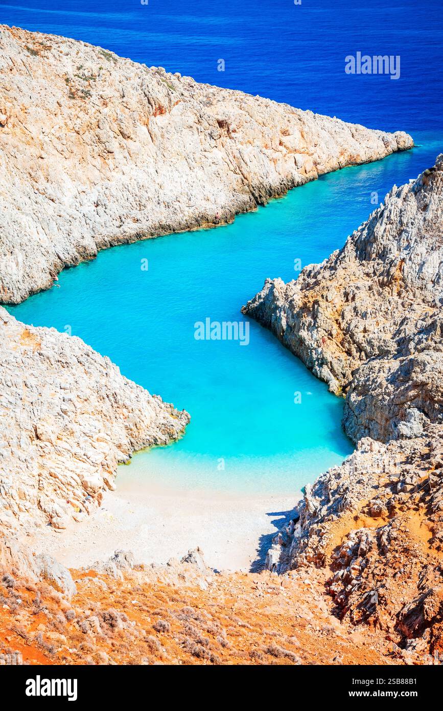 Crete, Greece. Seitan Limani stunning turquoise cove, dramatic cliffs ...