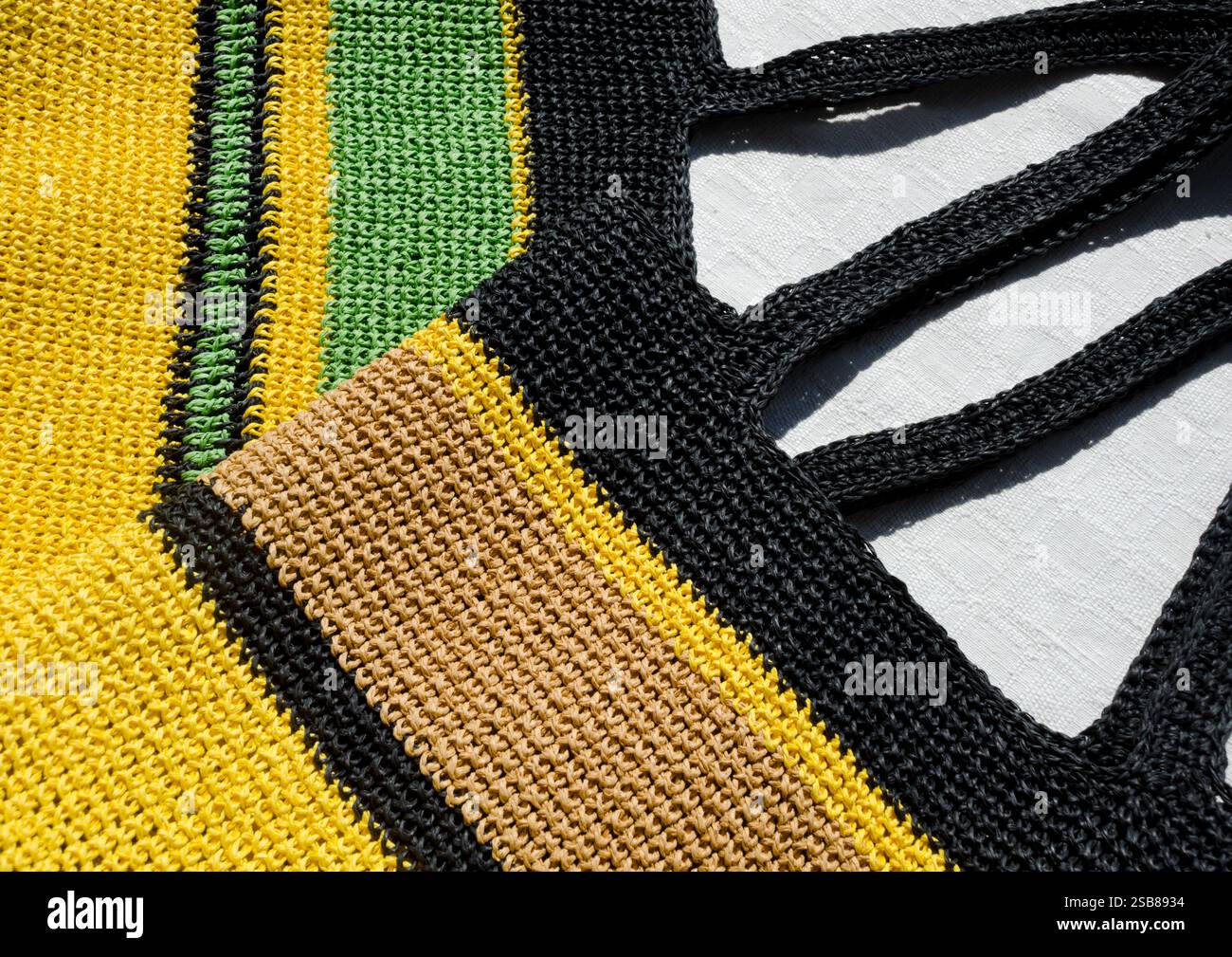 Women's bags. Handmade raffia beach bags. Beautiful colorful bags for ...