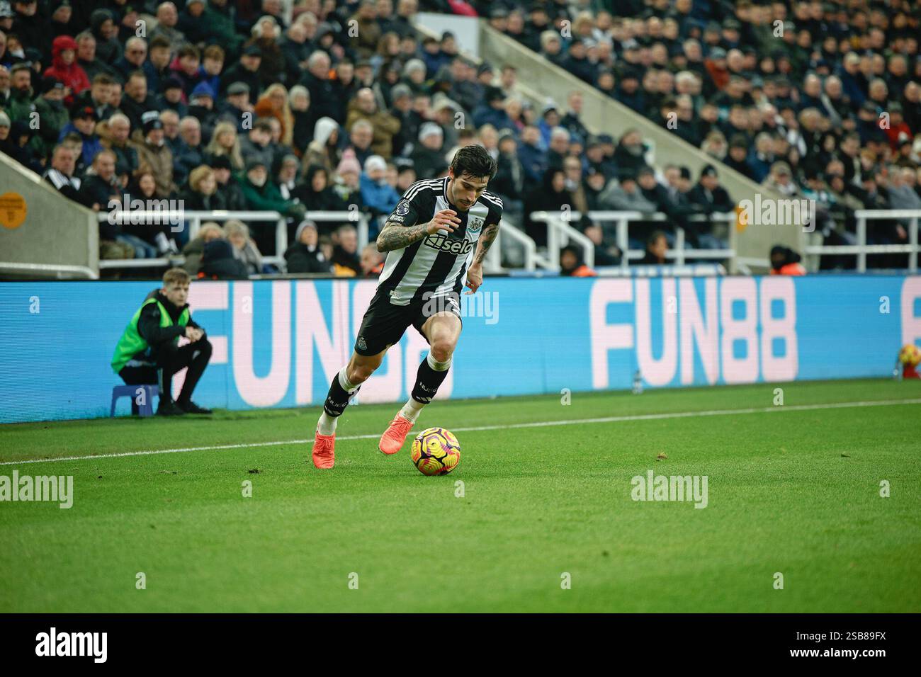 St James Park, Newcastle, UK. 1st Feb, 2025. Premier League Football ...