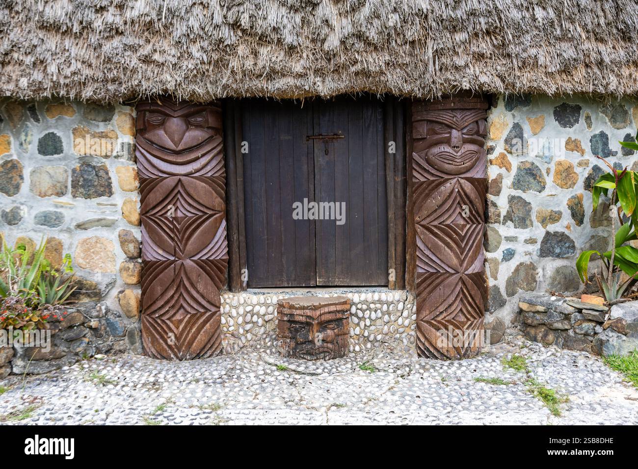 Detail of the entrance to the traditional chiefs hut in the Tinu ...