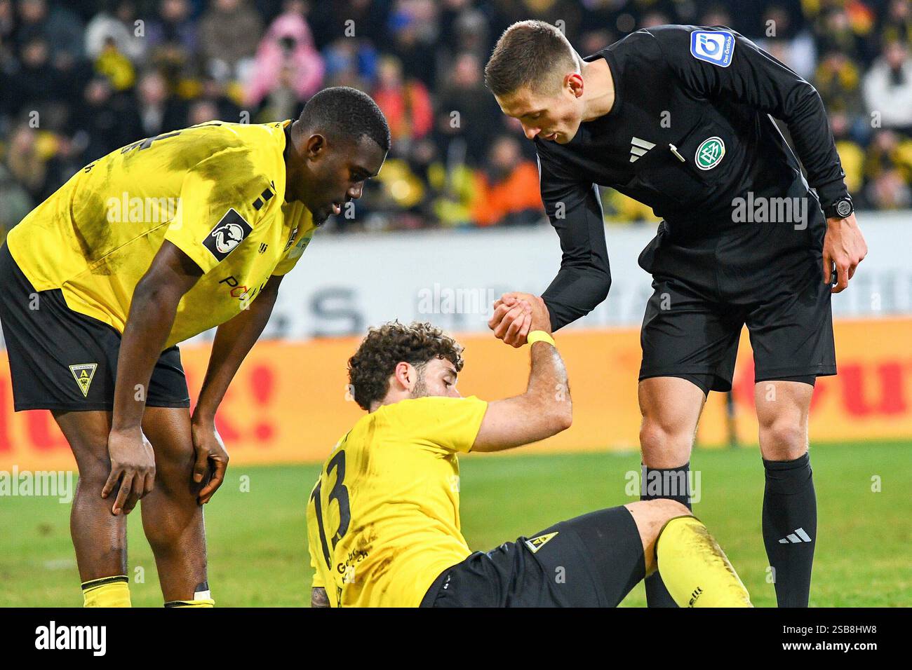 Aachen, Deutschland. 31st Jan, 2025. v.li.: Salomon Patrick Amougou ...