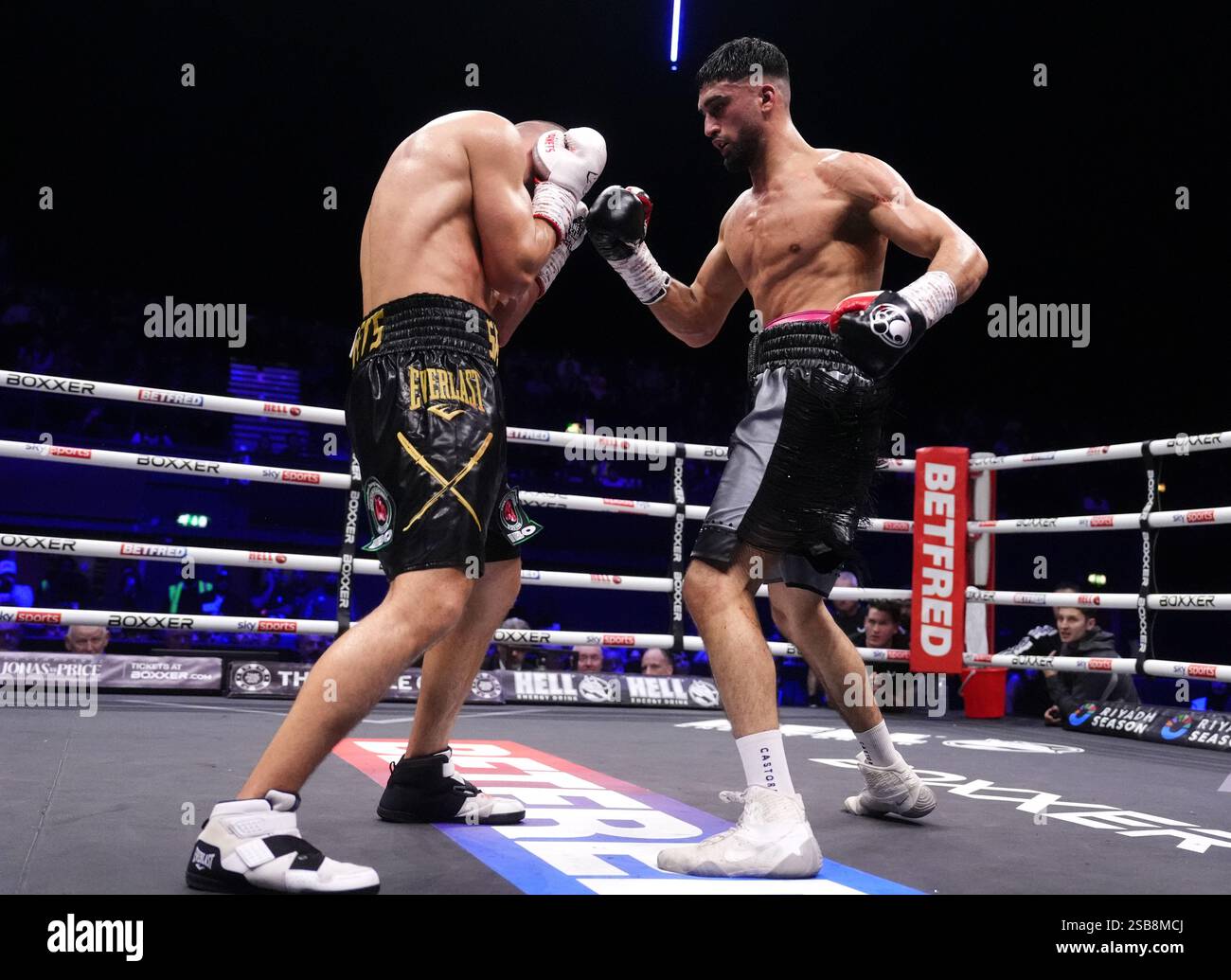 Adam Azim (right) and Sergey Lipinets in the IBO World Super Light ...