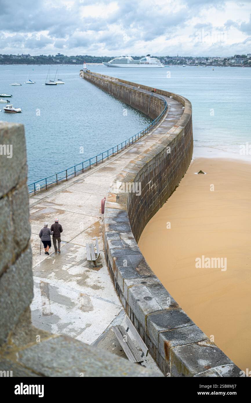 Plage de bon secours beach hi-res stock photography and images - Alamy