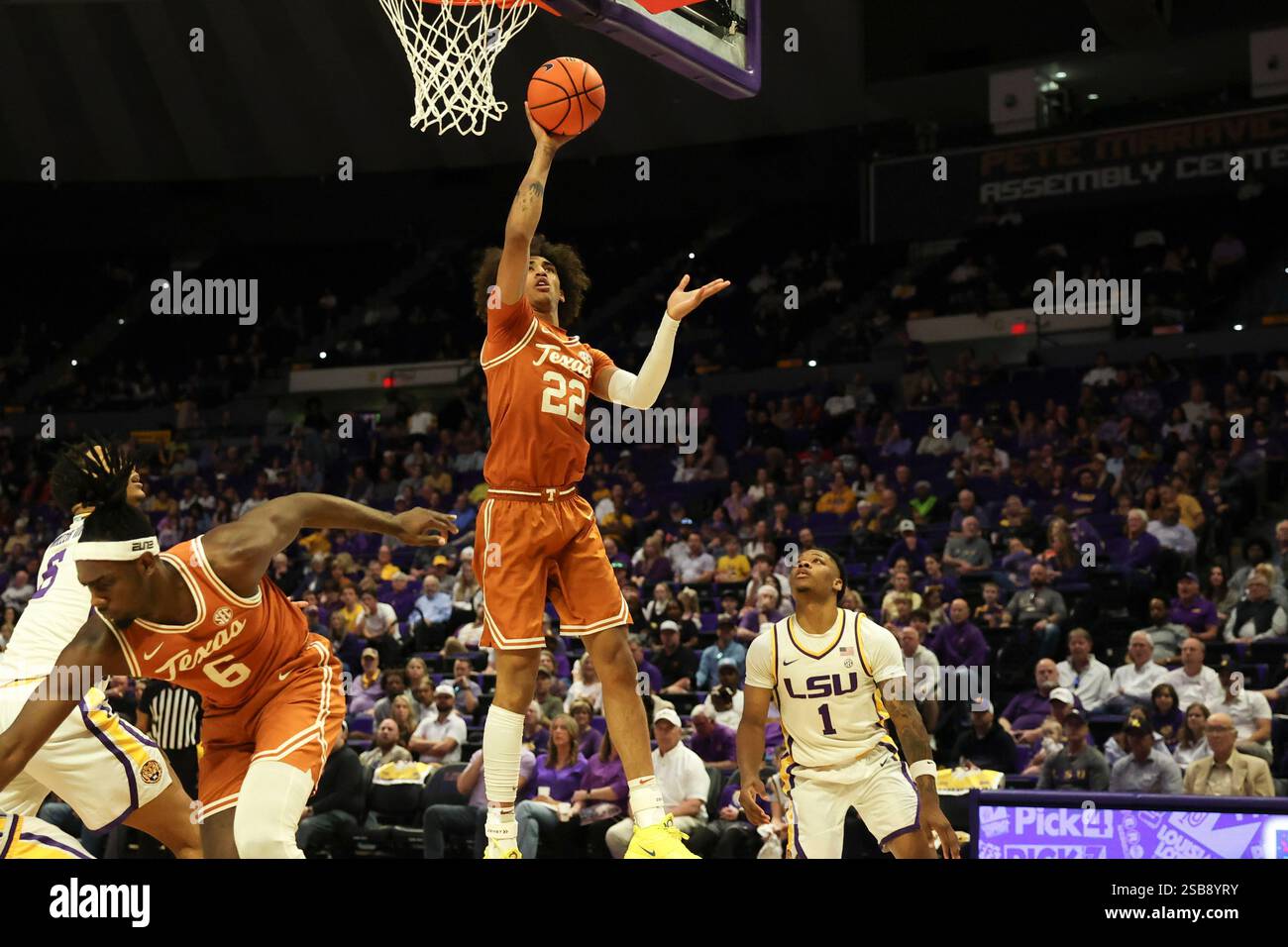 Baton Rouge, United States. 01st Feb, 2025. Texas Longhorns forward ...