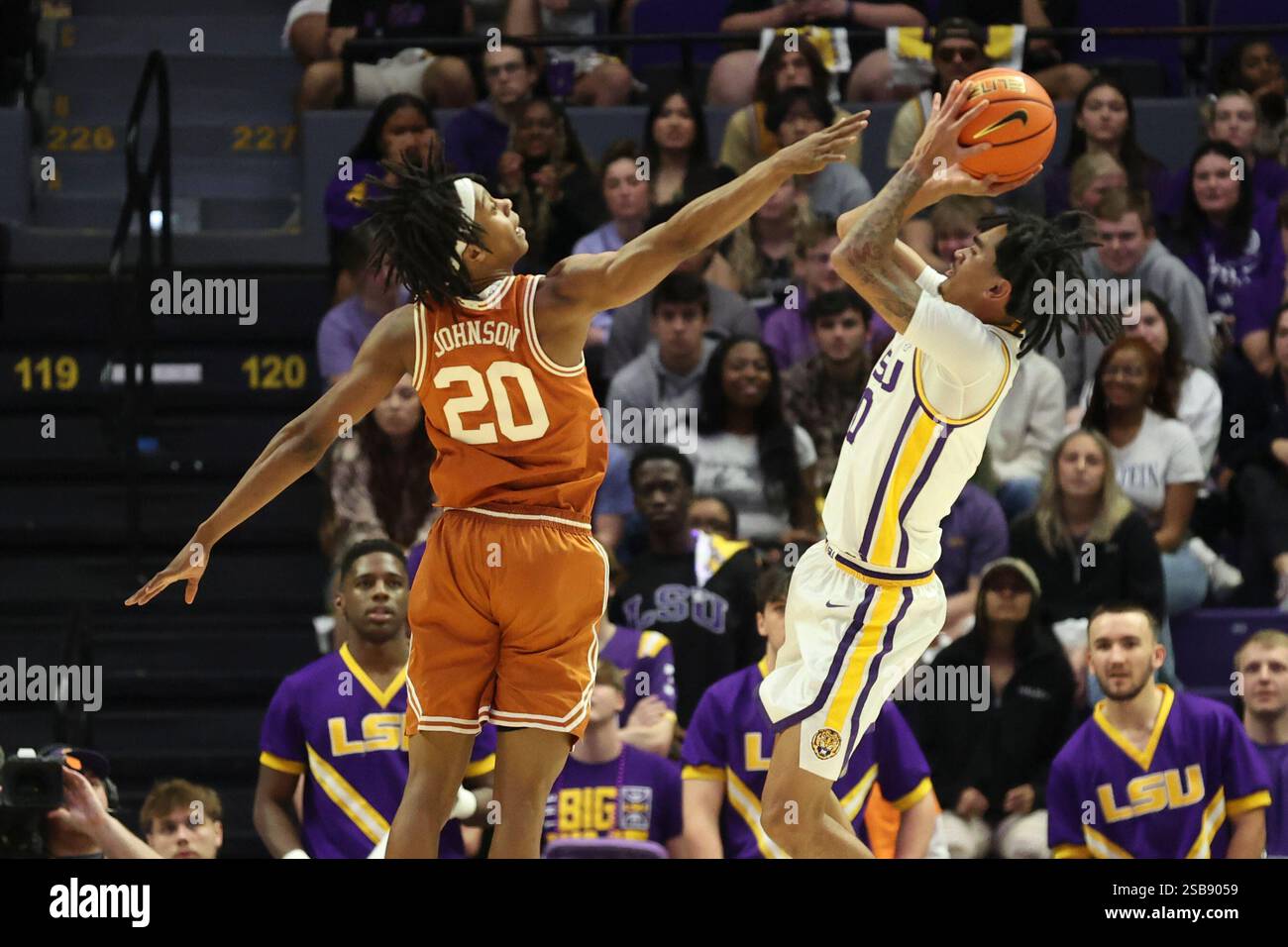 Baton Rouge, United States. 01st Feb, 2025. LSU Tigers guard Vyctorius ...