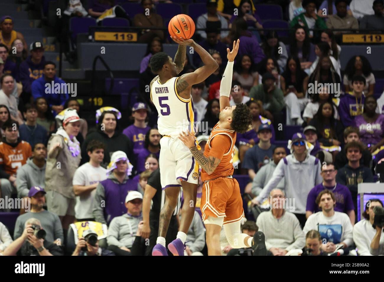 Baton Rouge, United States. 01st Feb, 2025. LSU Tigers guard Cam Carter ...