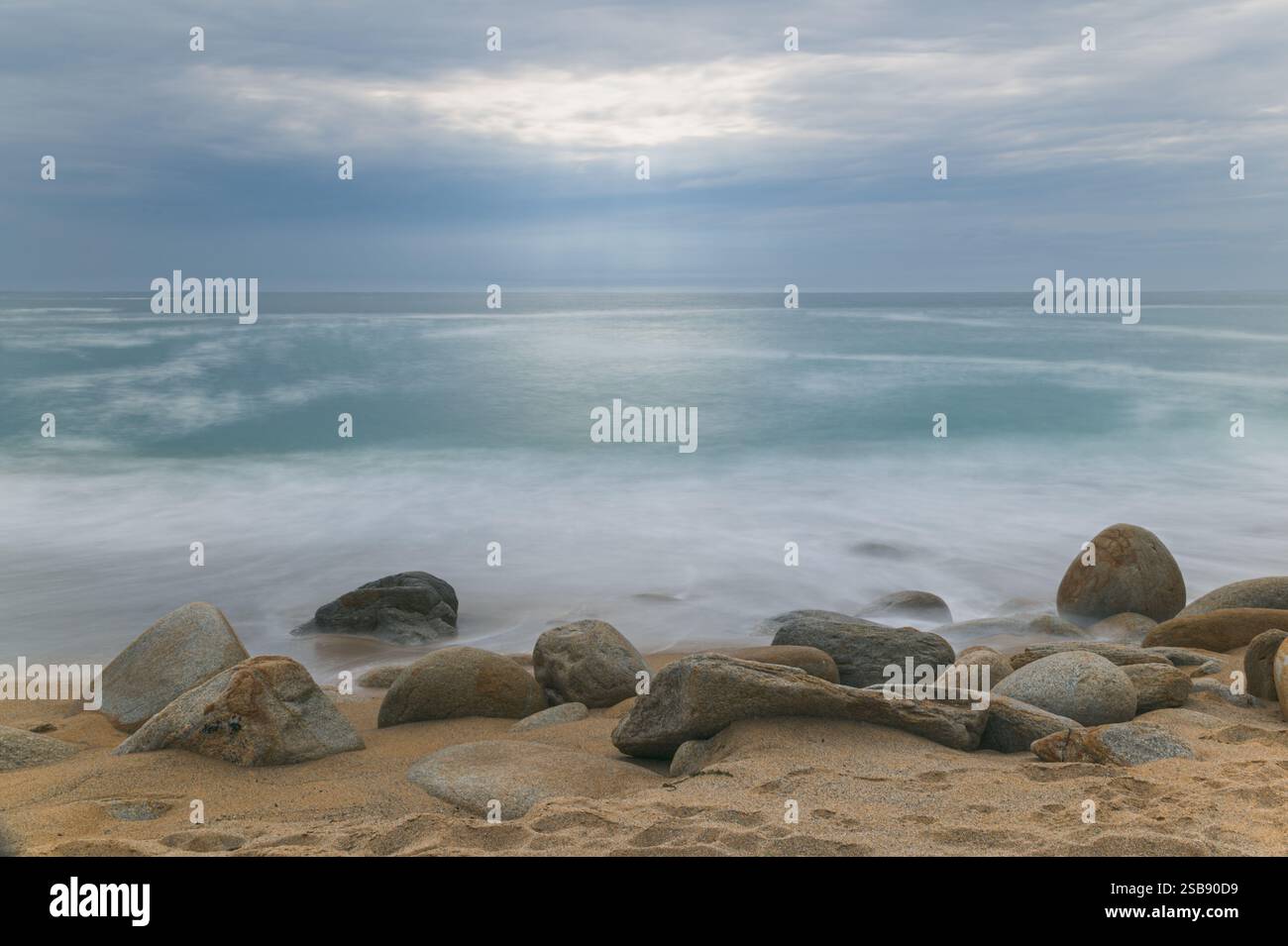 Long exposure photography of Quiberon Beach with calm and zen ...