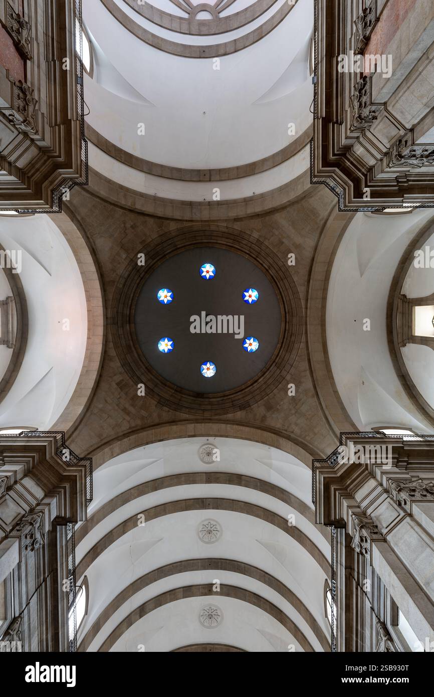 Porto, Portugal - Aug 11, 2024: The famous Trindade Church interior in ...