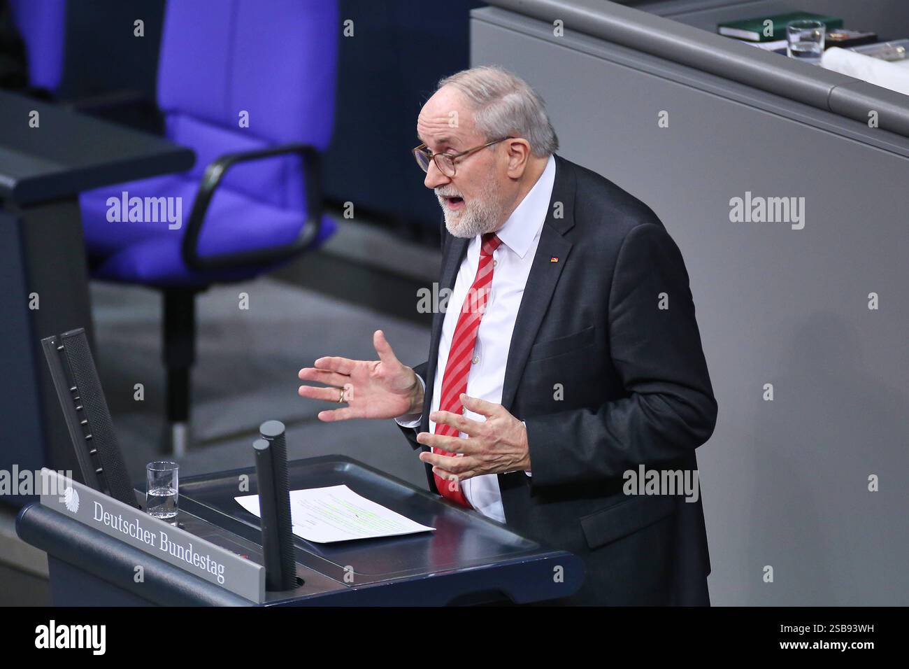 Berlin, Deutschland, 31.01.2025: Deutscher Bundestag: 211 ...