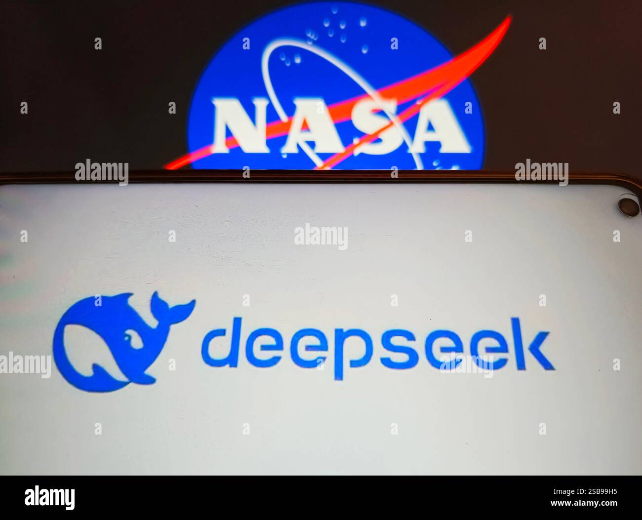 SUQIAN, CHINA - FEBRUARY 2, 2025 - Illustration deepseek and NASA LOGO ...
