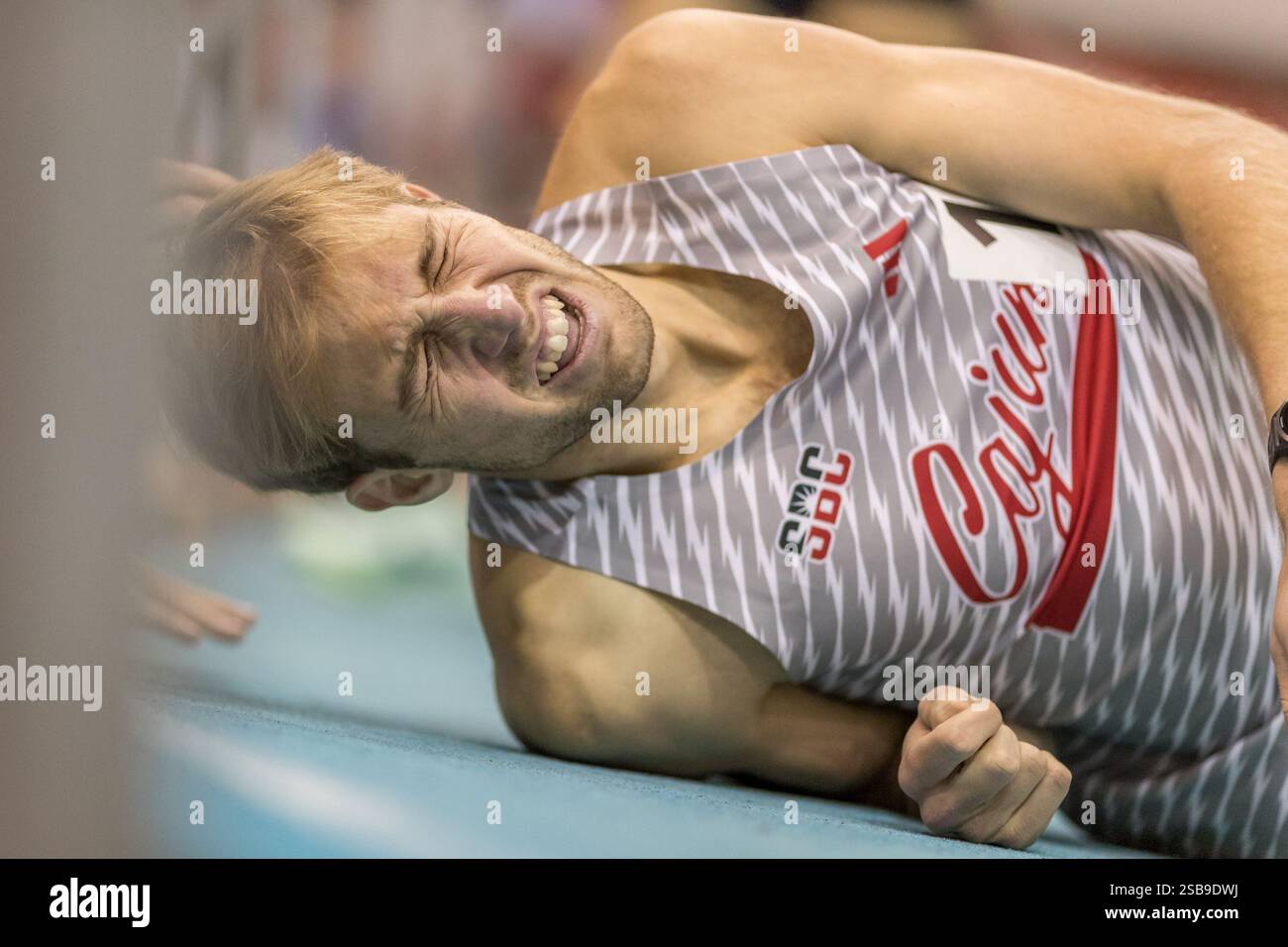 Houston, Texas, USA. 1st Feb, 2025. Louisiana Ragin' Cajuns runner ...