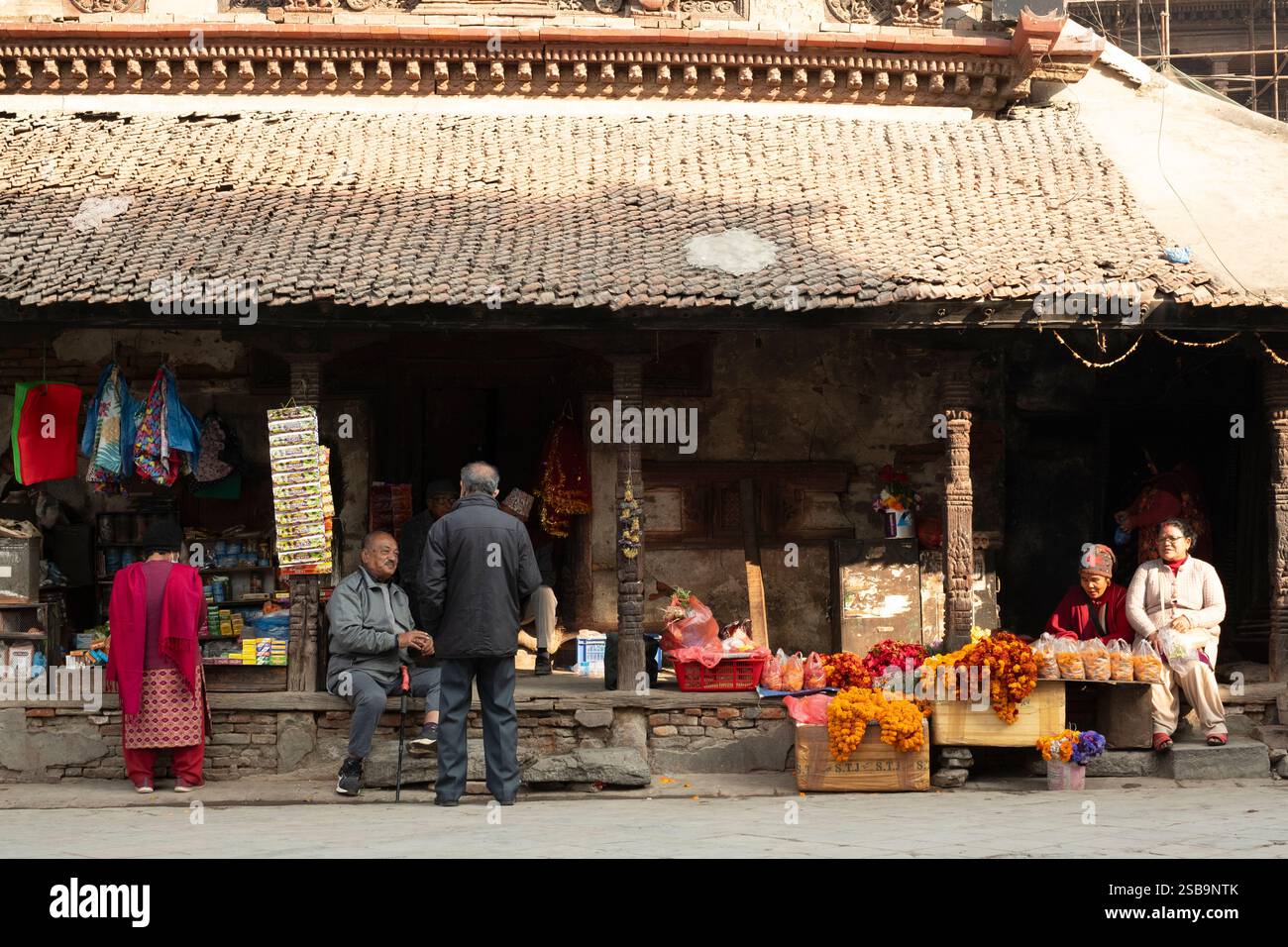 Busy street scene at the market on Durbar Square in Kathmandu, Nepal ...