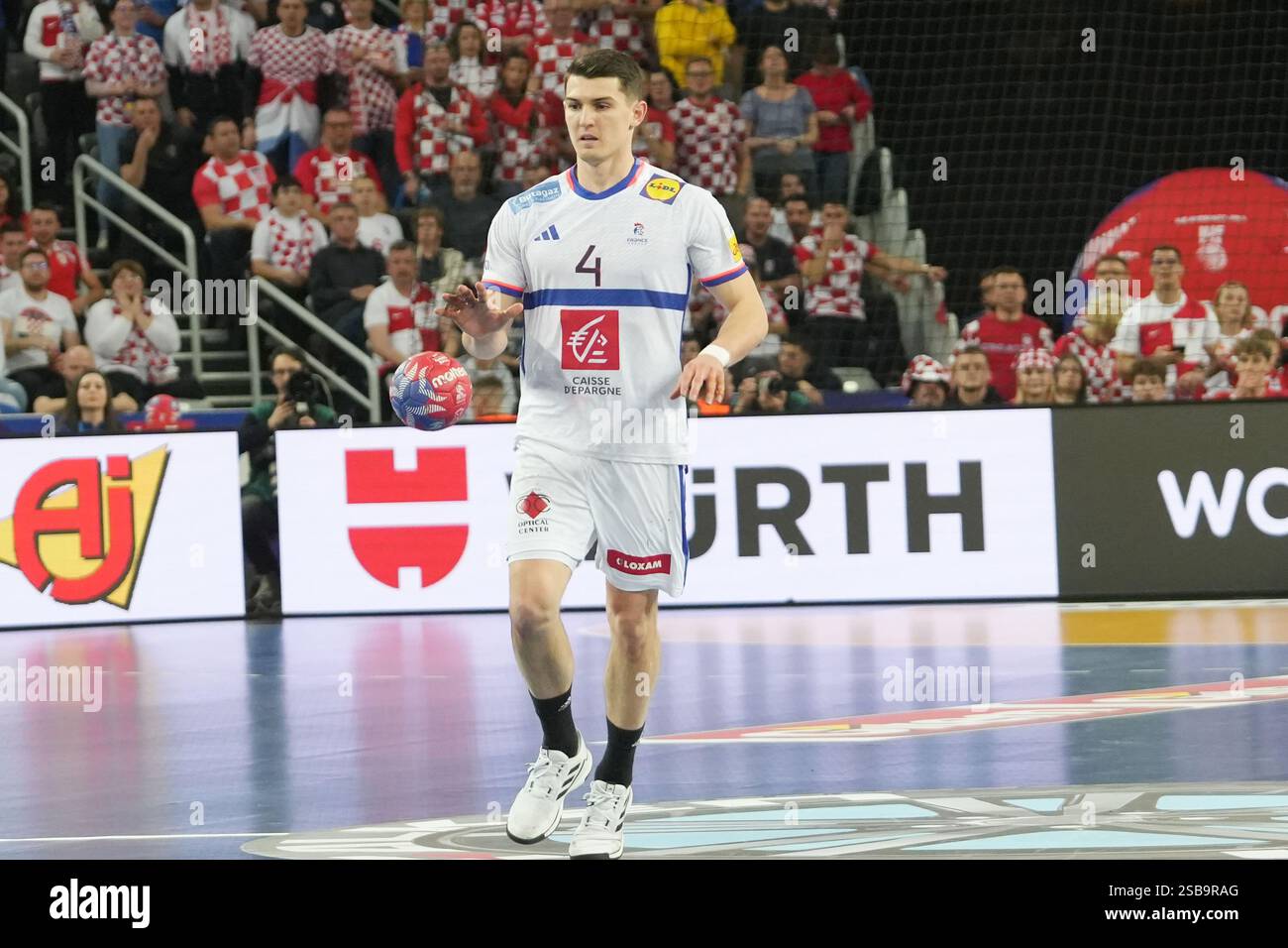 Zagreb, Croatie. 30th Jan, 2025. Aymeric Minne of France during the IHF ...