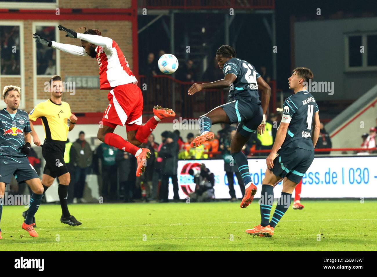 01.02.2025, Stadion Alte Foersterei, Berlin, DEU, DFL, 1. FBL, 1.FC ...