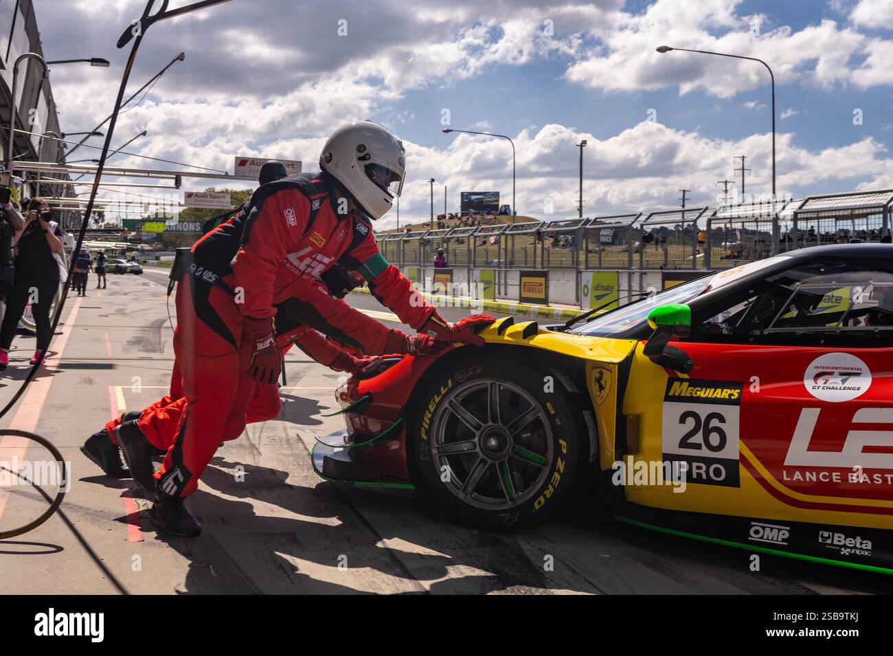 Bathurst, New South Wales, Australia. 1st Feb, 2025. The Arise Racing GT mechanics at Meguiar's ...