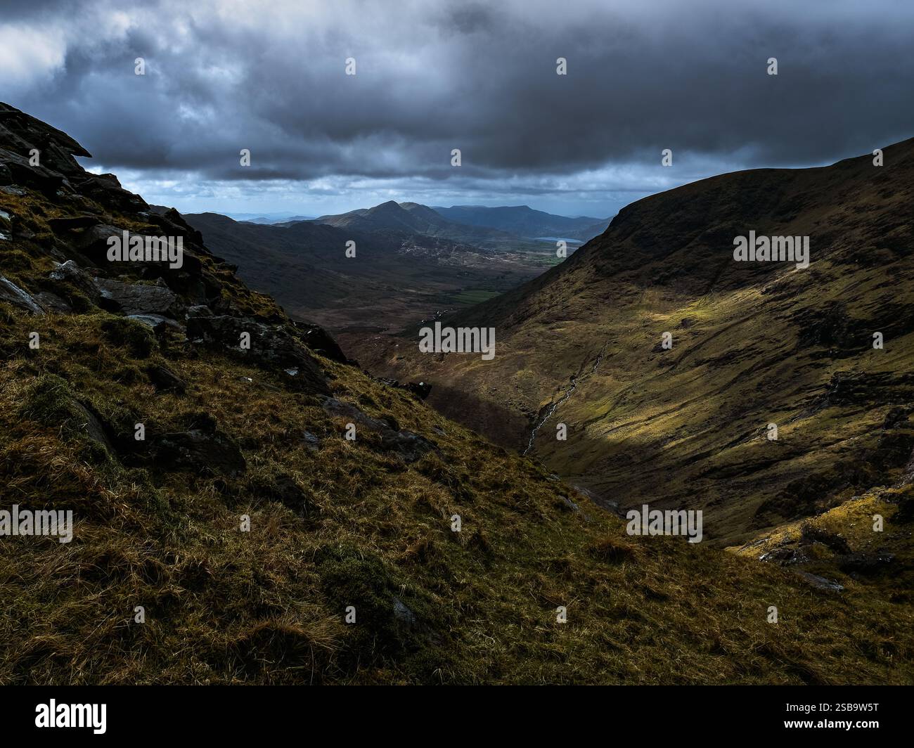 Storm clouds rolling through valley hi-res stock photography and images ...