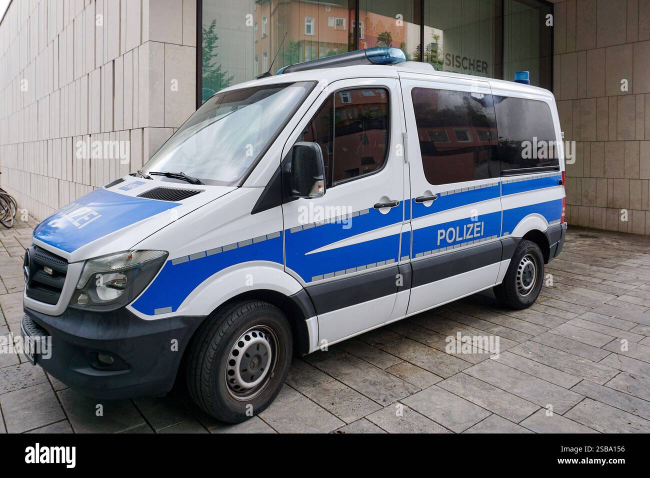 Wiesbaden, Deutschland 09. September 2024: Im Bild: Einsatzfahrzeuge ...
