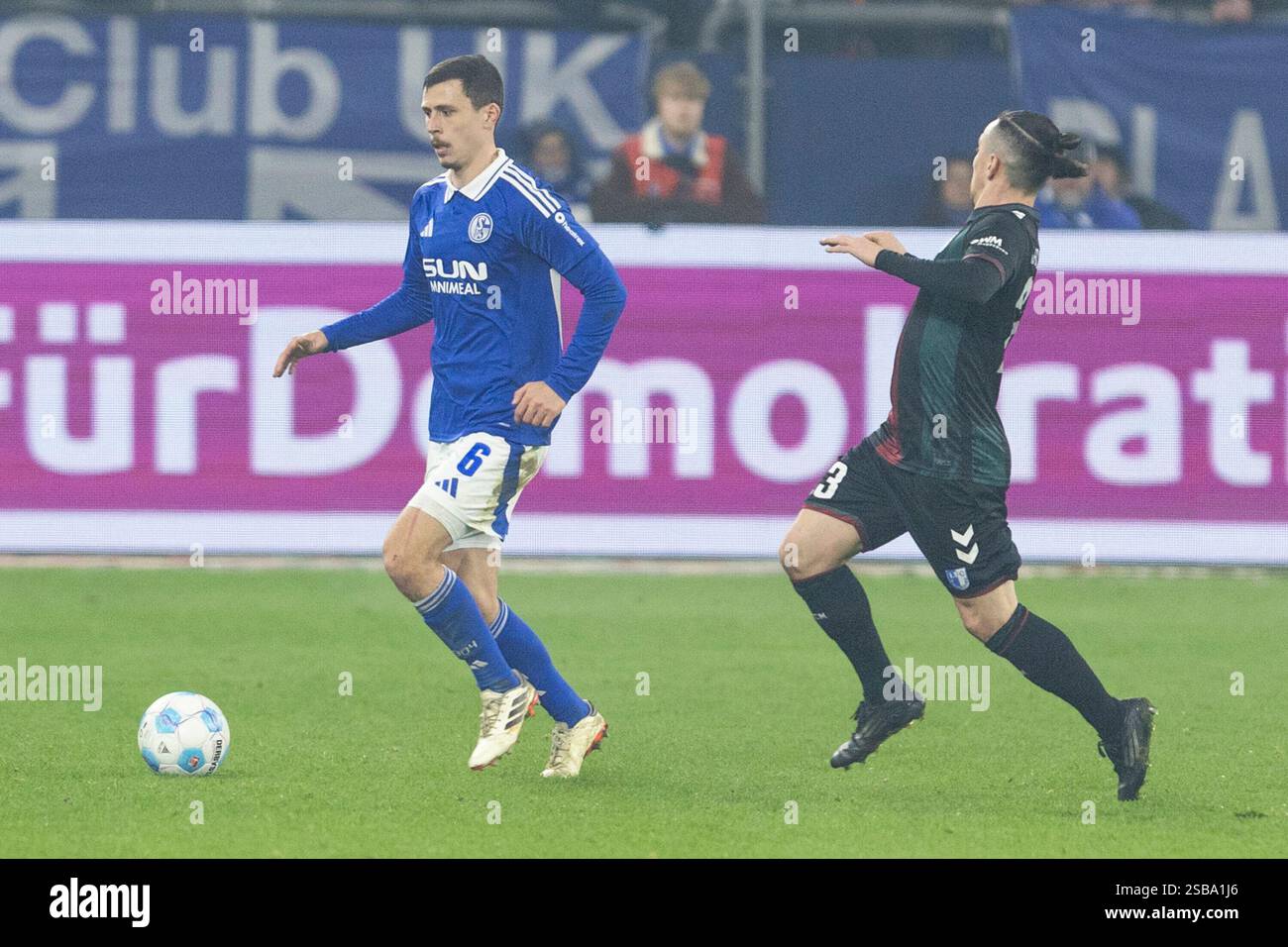 Gelsenkirchen, Deutschland. 01st Feb, 2025. Ron Schallenberg (FC ...