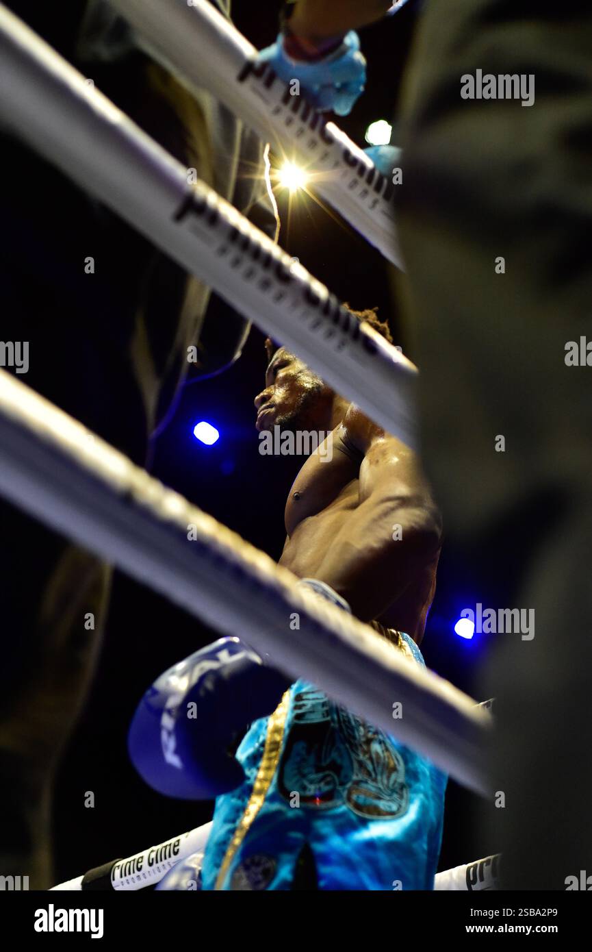 Newark, USA. 01st Feb, 2025. Rommell Toran (blue and gold shorts) fell to John Vallejo by way of ...