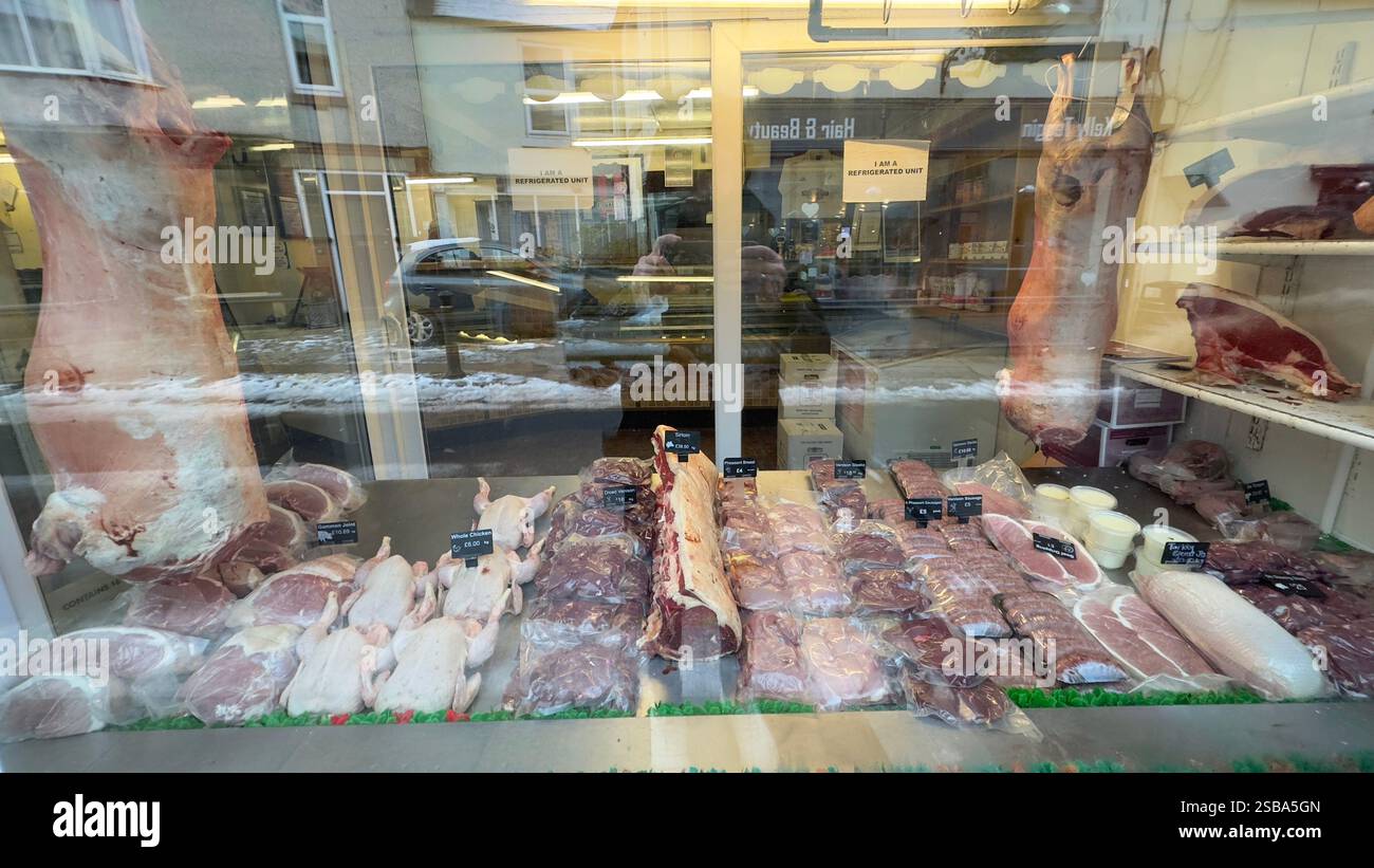 Butchers counter chicken beef lamb hi-res stock photography and images ...
