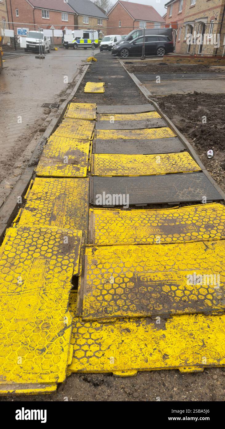 Ground protection mats hi-res stock photography and images - Alamy