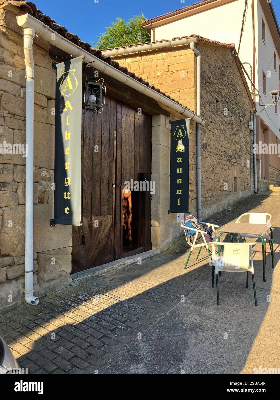 Albergue camino frances hi-res stock photography and images - Alamy