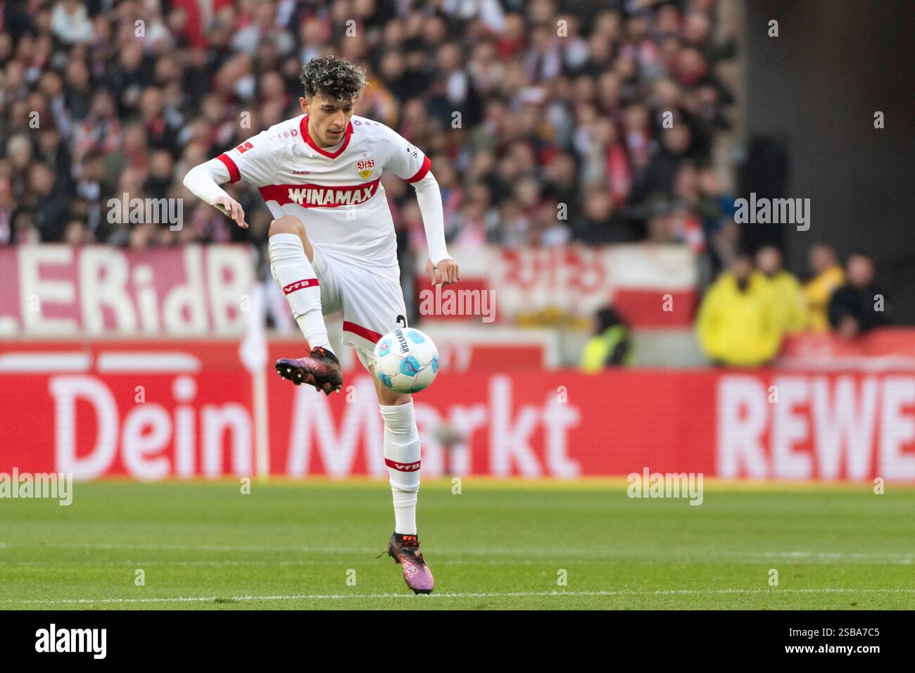 Stuttgart, Deutschland. 01st Feb, 2025. Ameen Al Dakhil (VfB Stuttgart, #02) GER, VfB Stuttgart ...