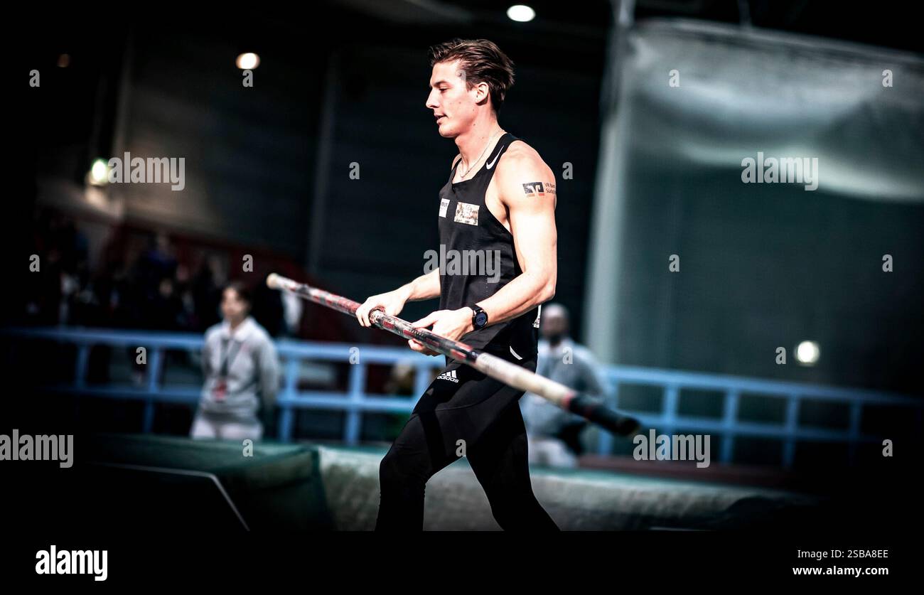 Erfurt, Deutschland. 31st Jan, 2025. Oleg Zernikel (GER/ASV Landau ...