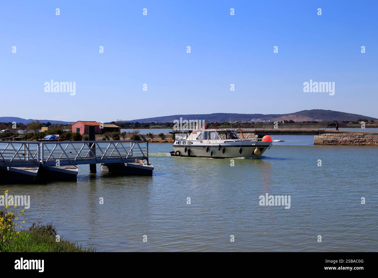 Maguelone huts hi-res stock photography and images - Alamy