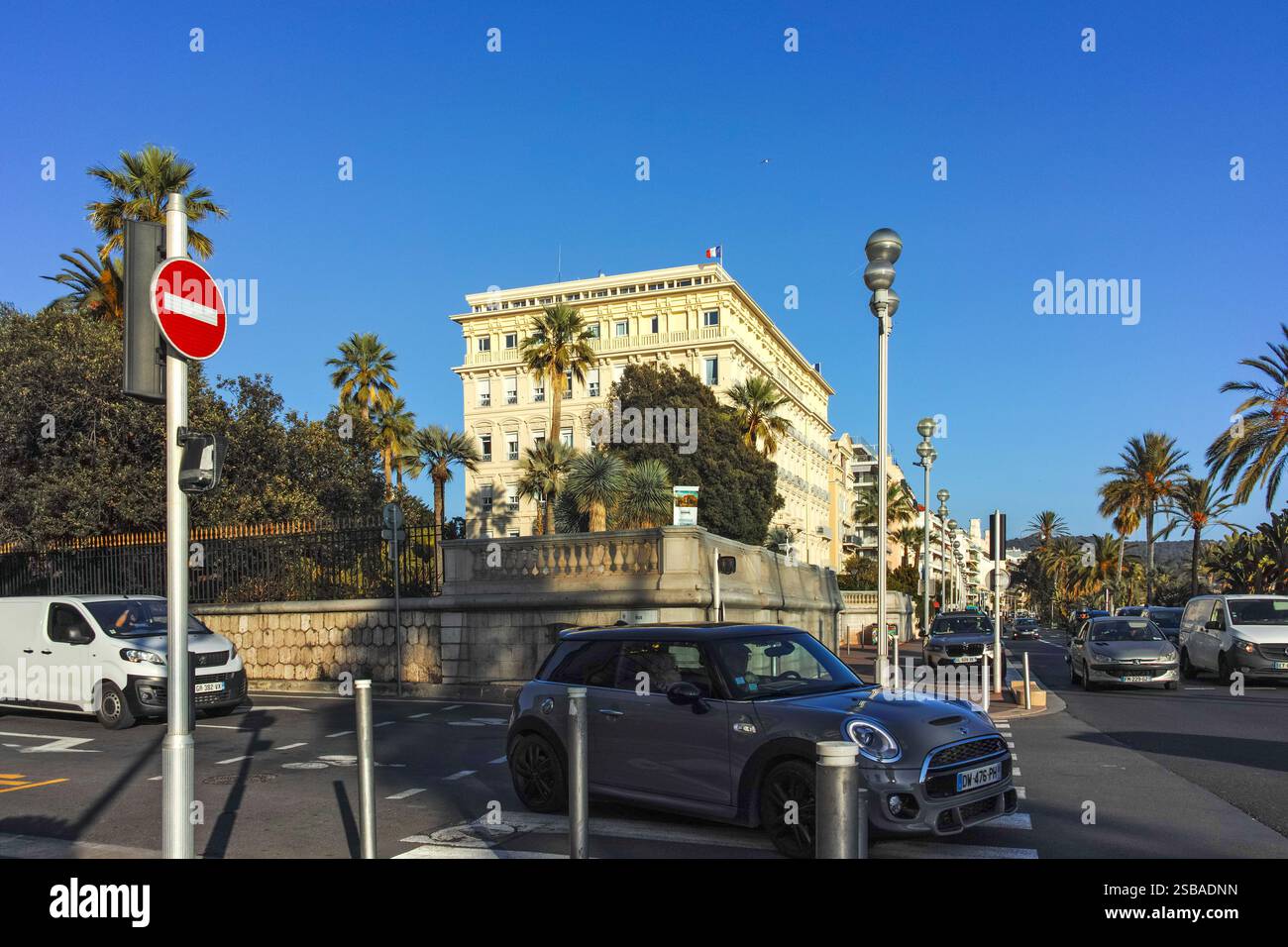 NICE, FRANCE - JANUARY 25, 2024: Sunset Panorama of Coastal street of ...