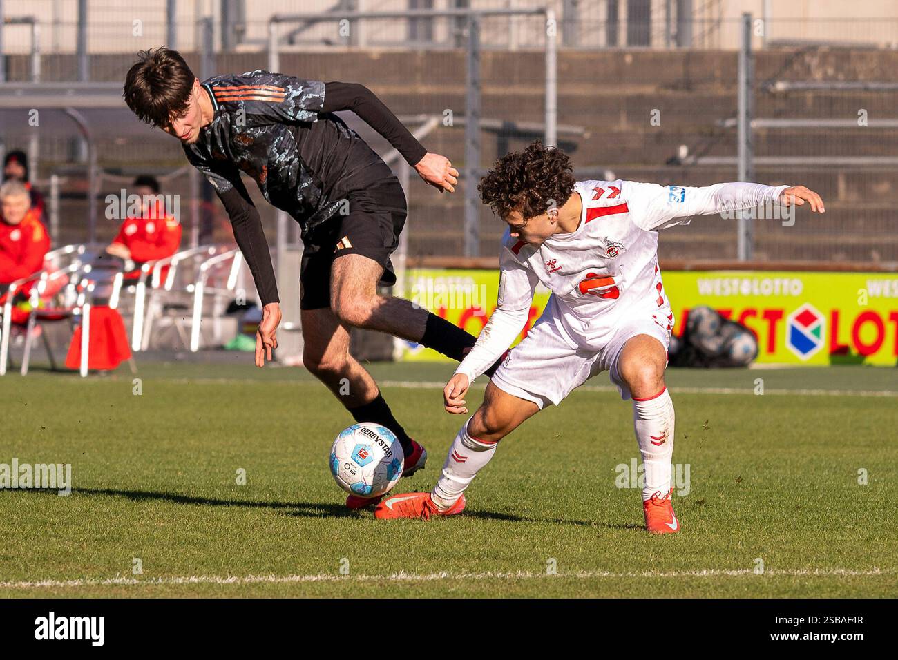 Leverkusen, Deutschland. 02nd Feb, 2025. 02.02.2025, Fussball: U19 DFB ...