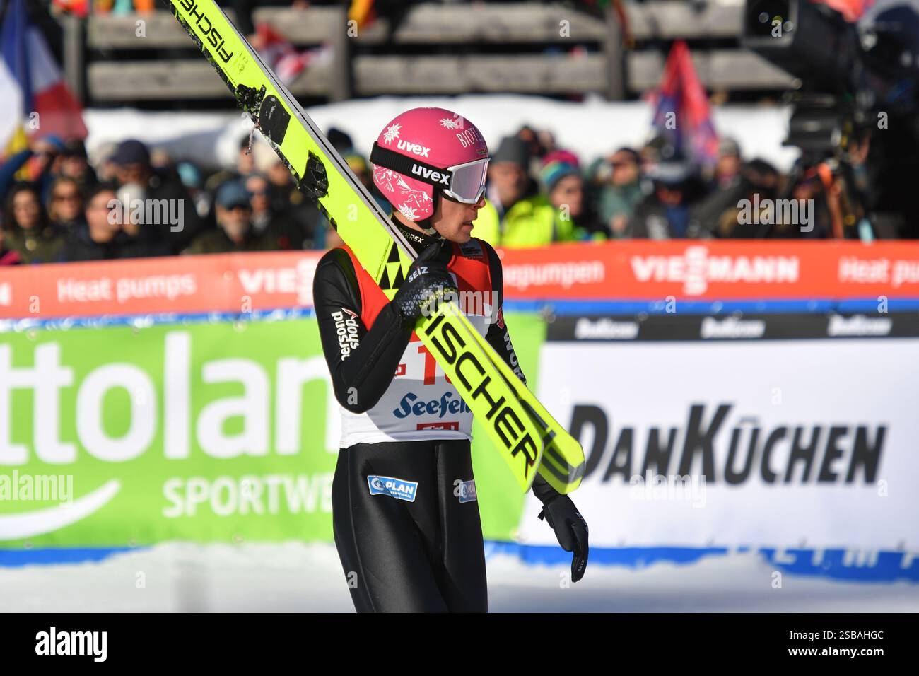 SEEFELD, AUSTRIA - FEBRUARY 2: David Mach of Germany competes during ...