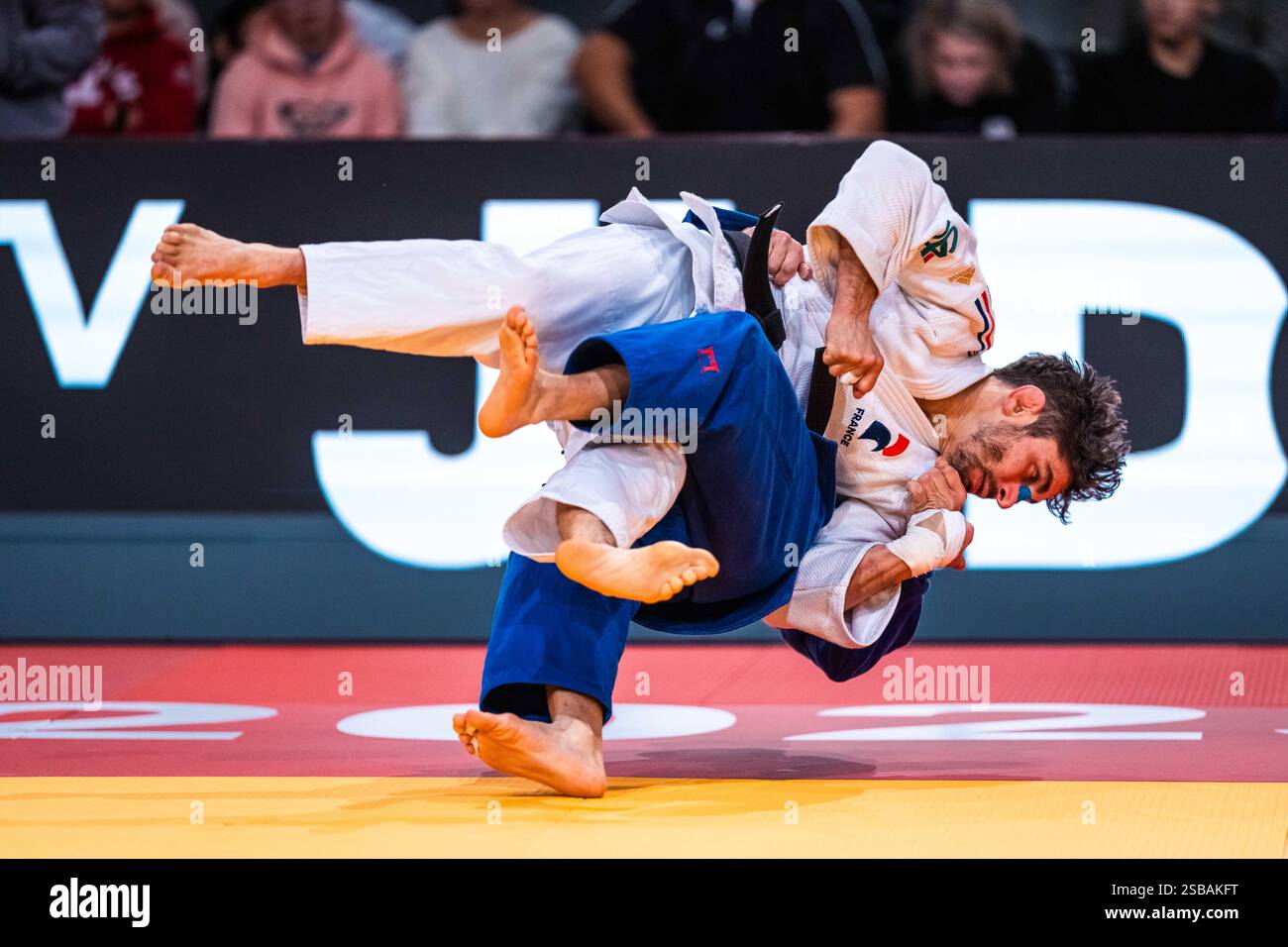 Cedric REVOL (FRA) and Mendsaikhan NYAMSUREN (MGL) round of 16 Men’s ...