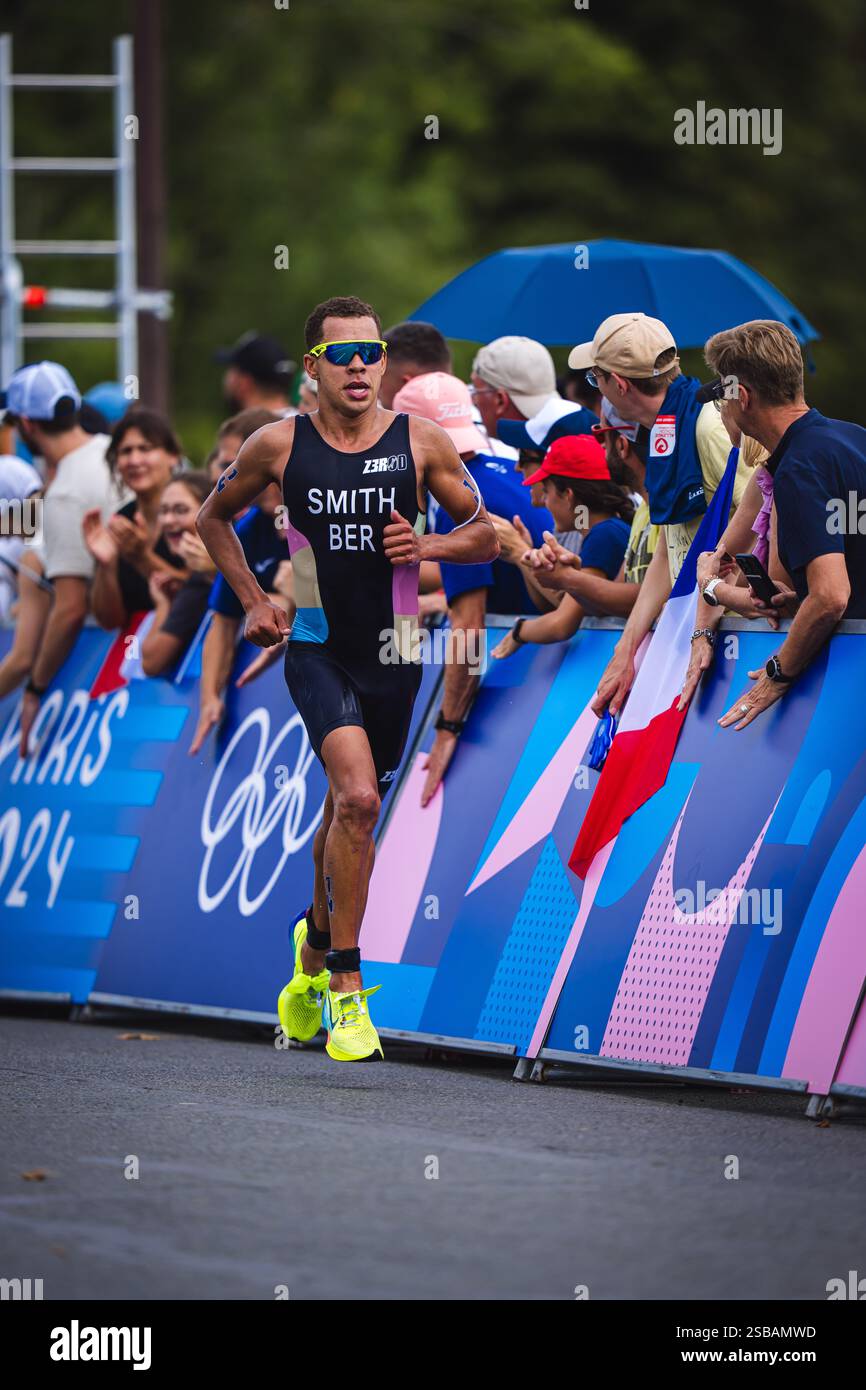Tyler Smith participating in the triathlon at the Paris 2024 Olympic ...