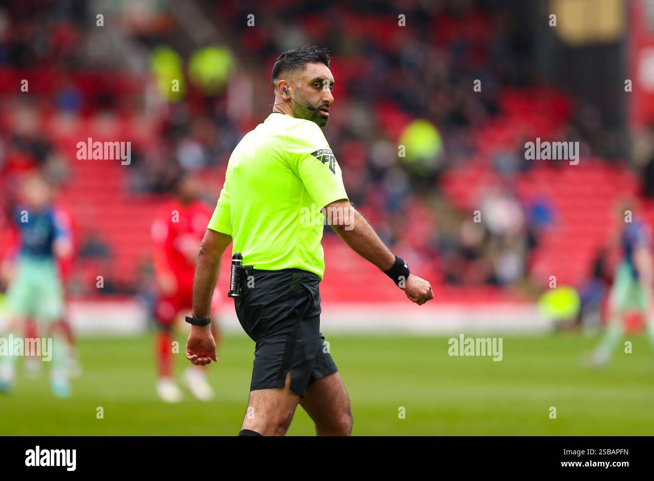 Oakwell Stadium, Barnsley, England - 1st February 2025 Referee Sunny ...