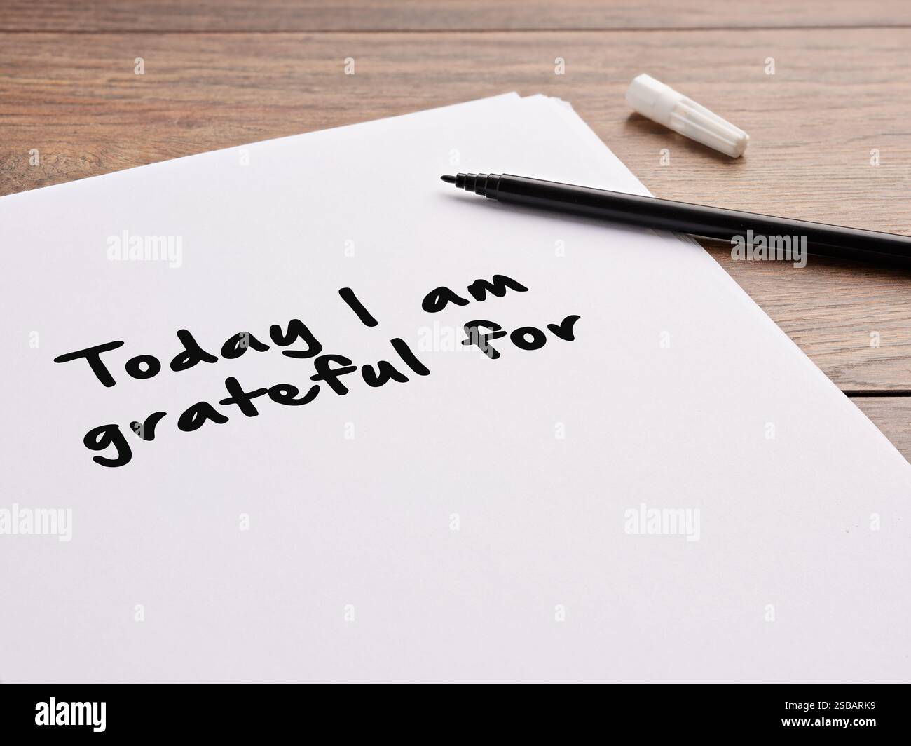 The gratitude message today I am grateful for handwritten on a white ...