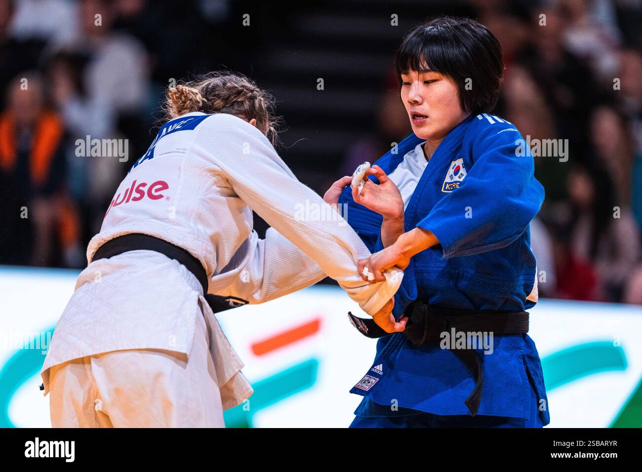 Alyssia POULANGE (FRA) and Suryeon HWANG (KOR) round of 32 Womenâ??s ...