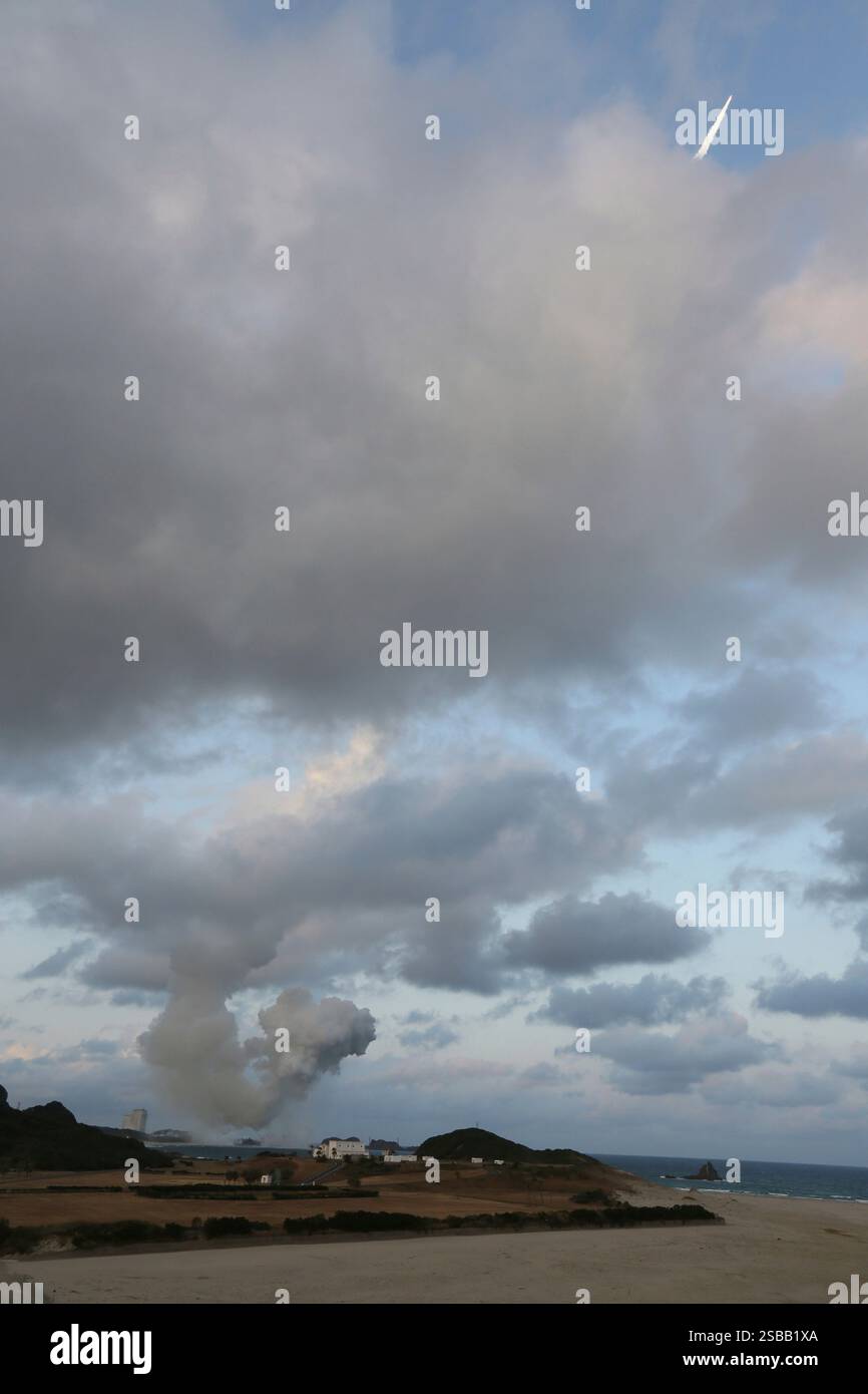 H3 rocket (H3 Launch Vehicle) F5 launches from the Tanegashima Space ...