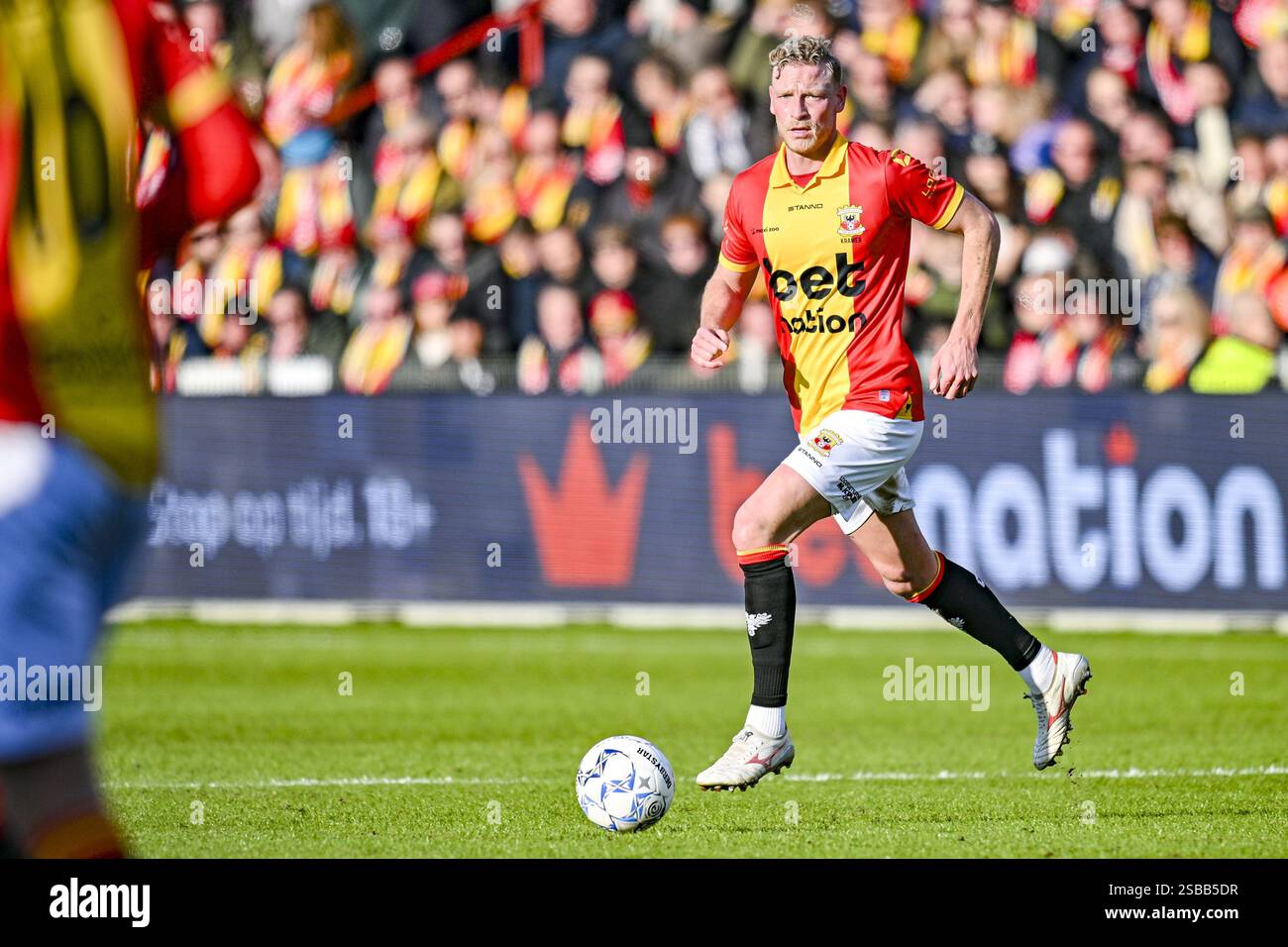 Deventer, Netherlands. 02nd Feb, 2025. DEVENTER, Stadium Adelaarshorst ...
