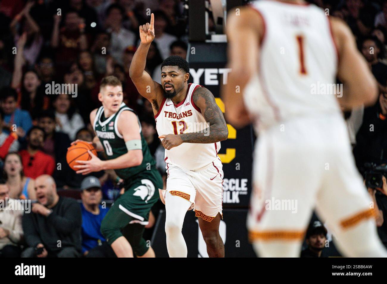 Los Angeles, USA. 1st Feb 2025. USC Trojans forward Rashaun Agee (12 ...