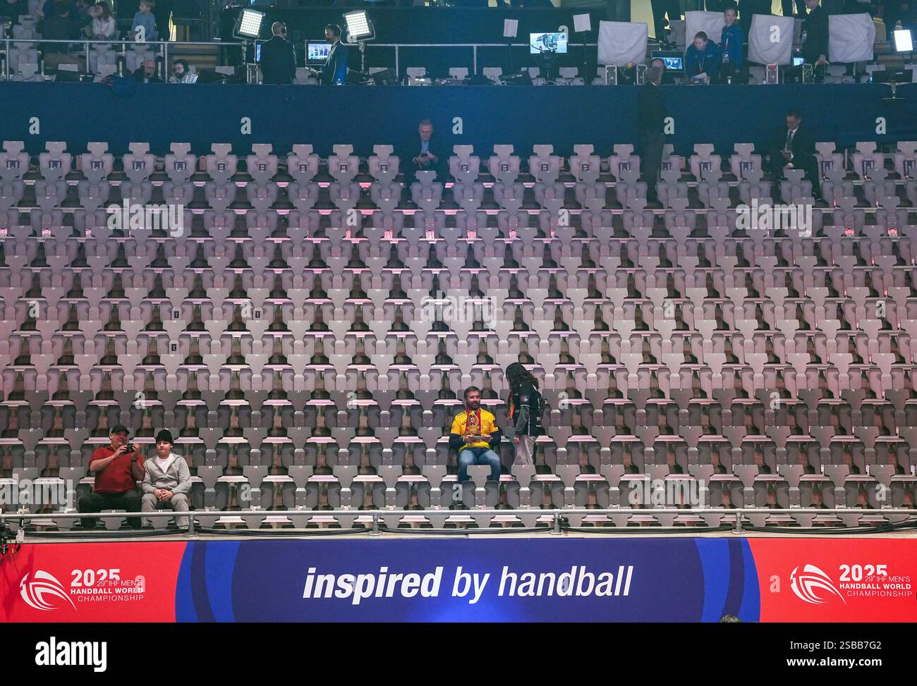 Oslo, Norway. 02nd Feb, 2025. Handball, World Championship, France ...
