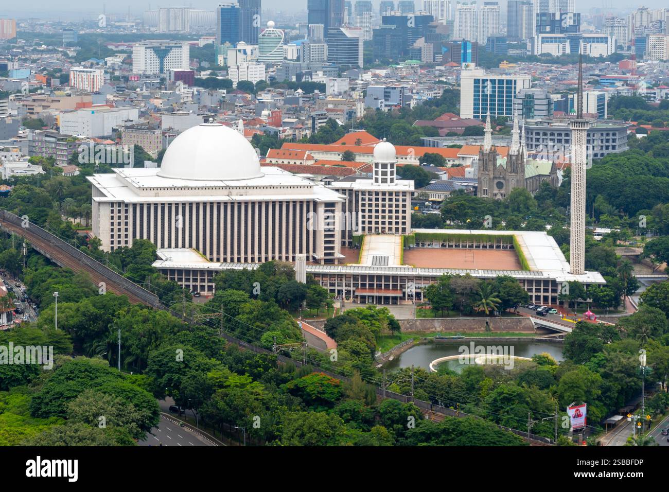 Exterior view of Masjid Istiqlal in Jakarta, Indonesia Stock Photo - Alamy