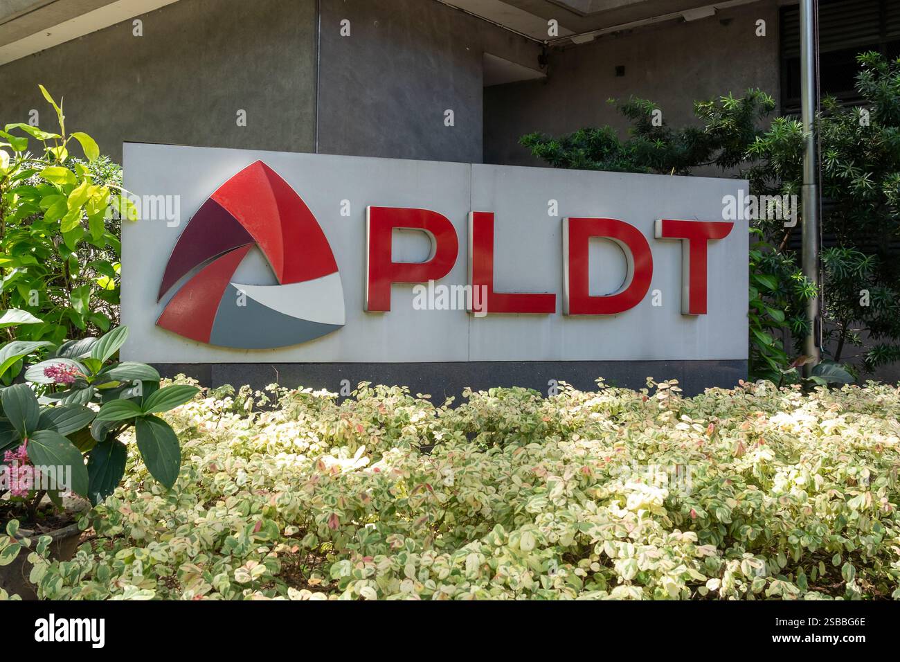 PLDT headquarters in Makati City, Philippines Stock Photo - Alamy