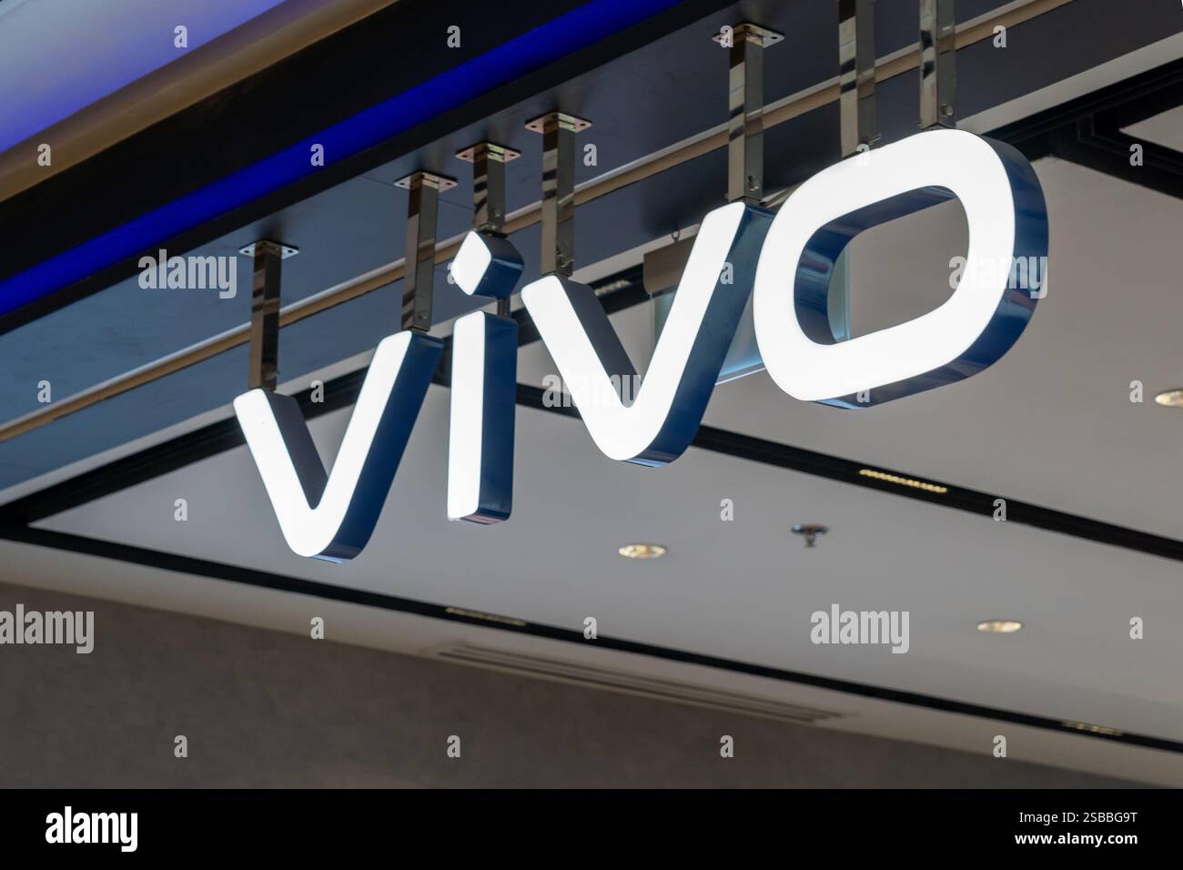 Close up of Vivo store sign in Manila, Philippines Stock Photo - Alamy