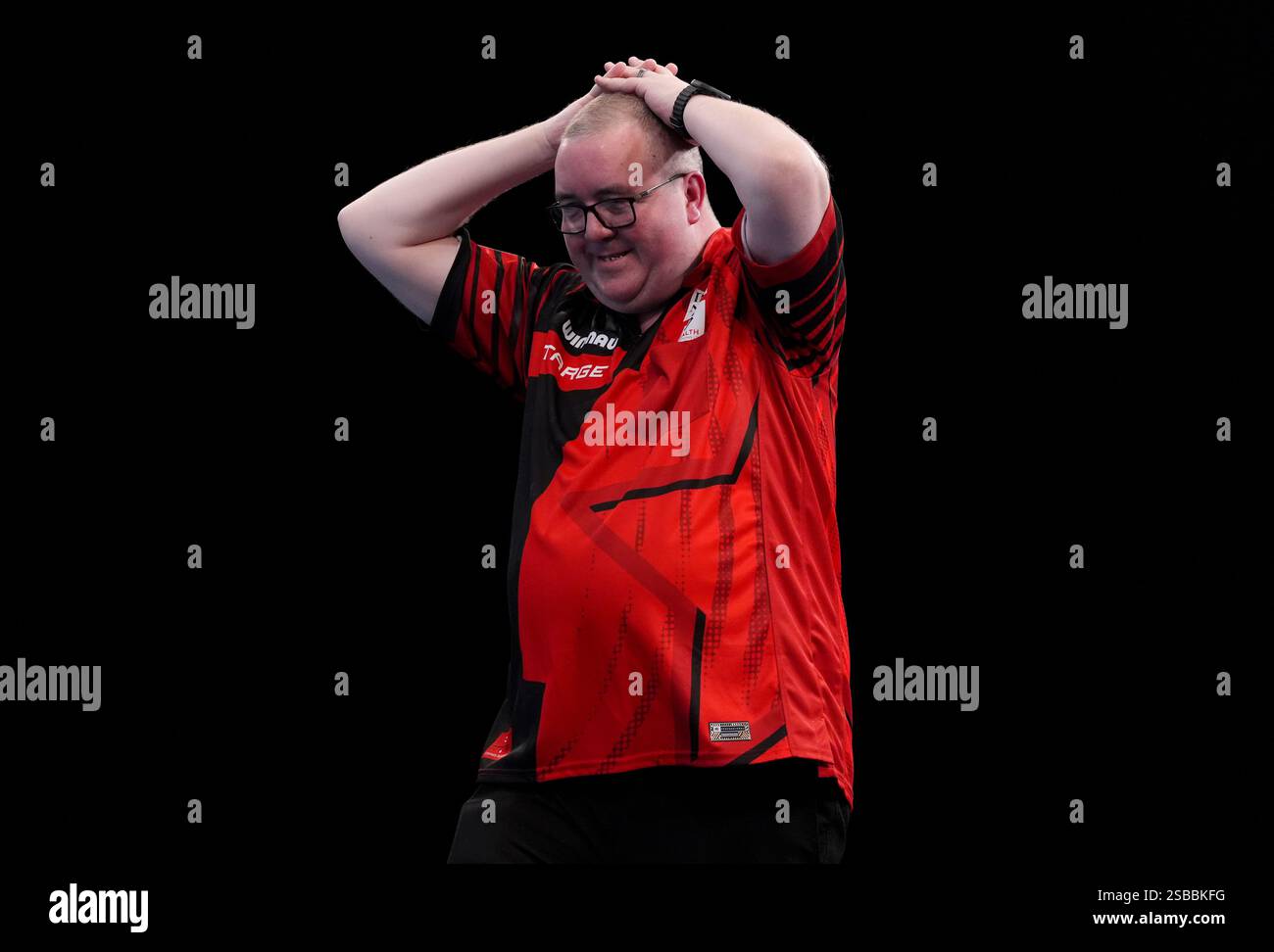 Stephen Bunting reacts during his quarter final match against Danny ...