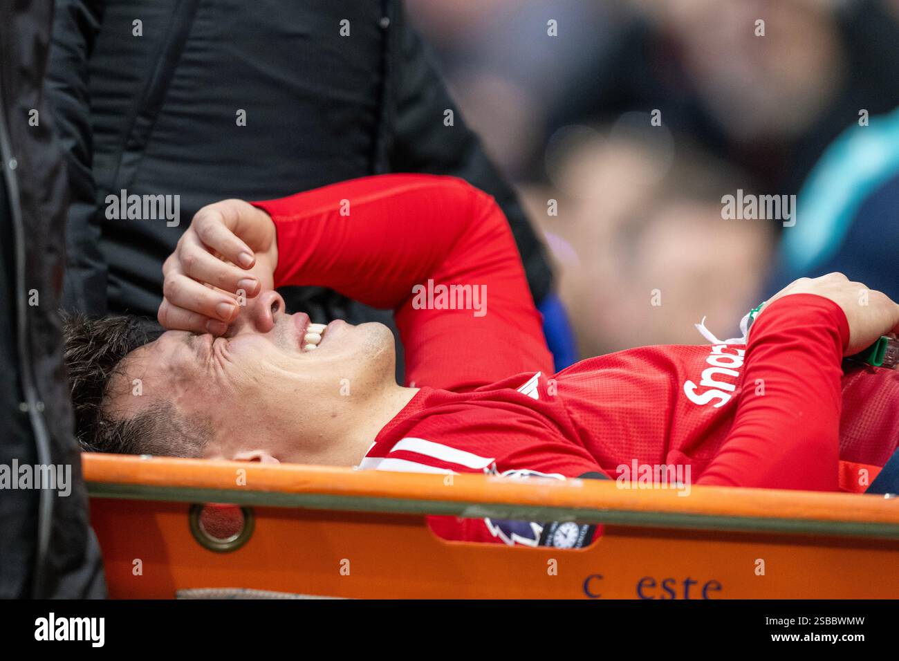 Manchester, UK. 2nd Feb, 2025. Lisandro Martínez of Manchester United ...