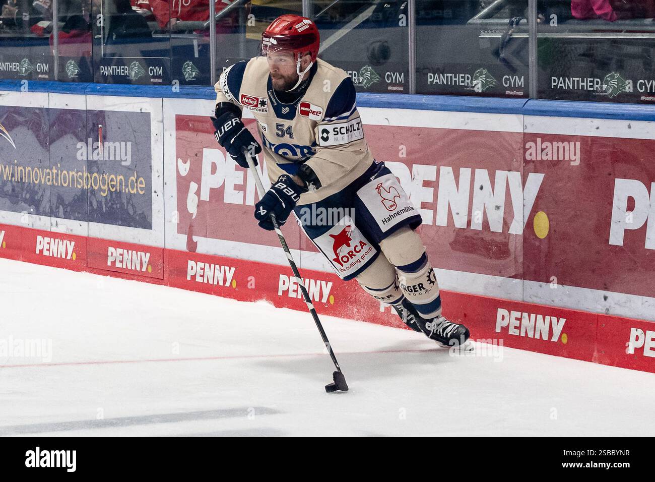 Ben Marshall (Schwenninger Wild Wings, #54). GER, Augsburger Panther vs ...