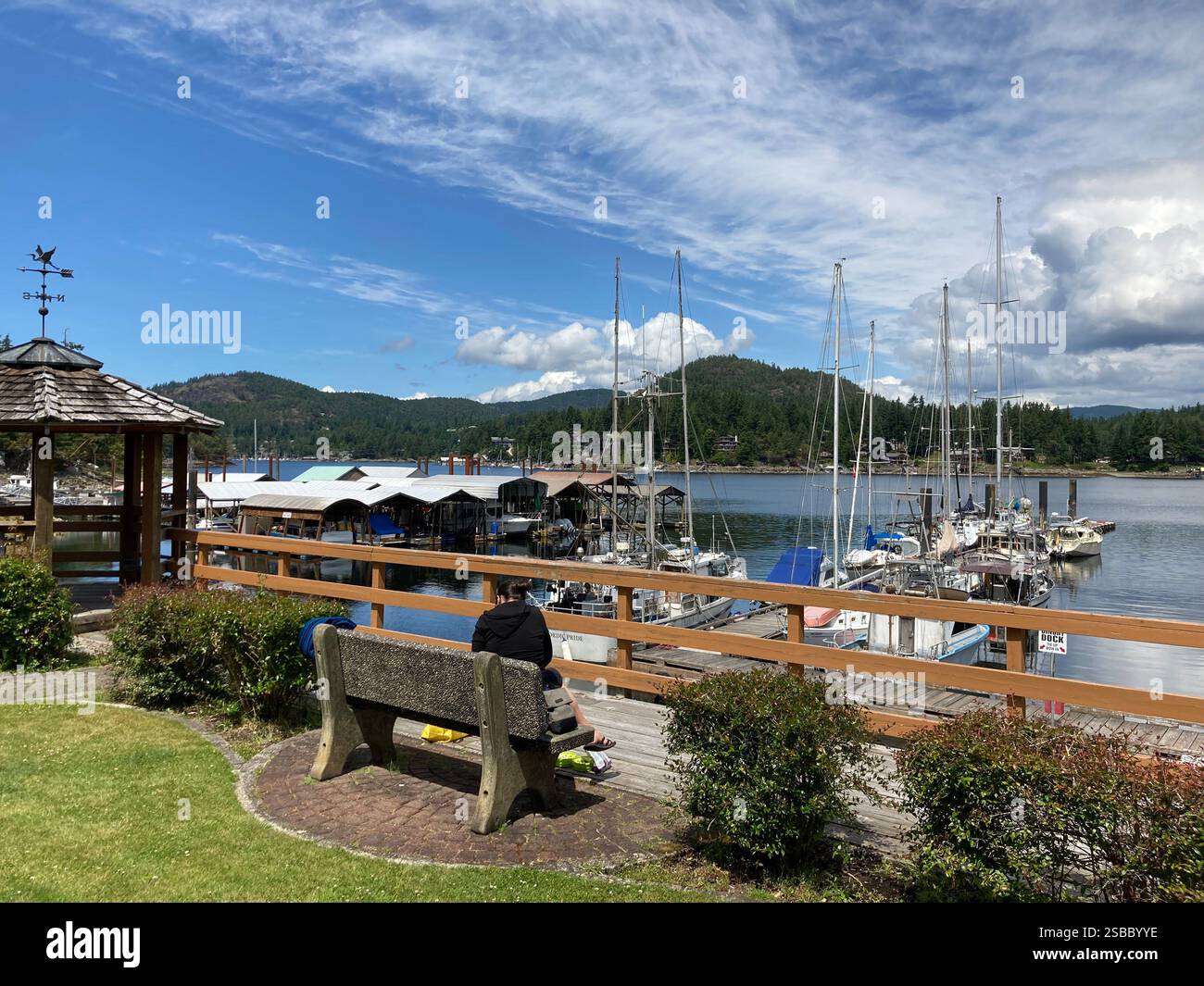 Madeira Park marina, Pender Harbour, Sunshine Coast, British Columbia ...