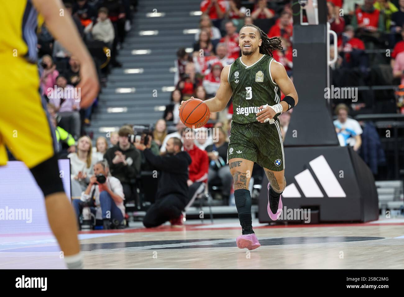 Carsen Edwards (FC Bayern Basketball, #03) mit Ball, GER, FC Bayern ...